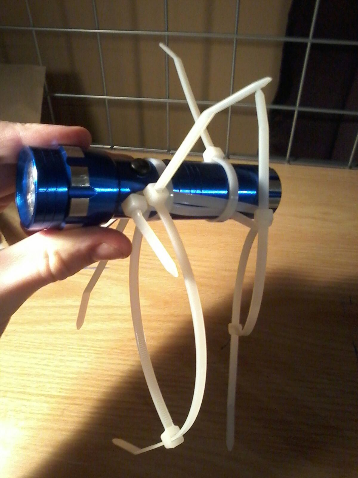 Ziptie Arm Light : 8 Steps - Instructables