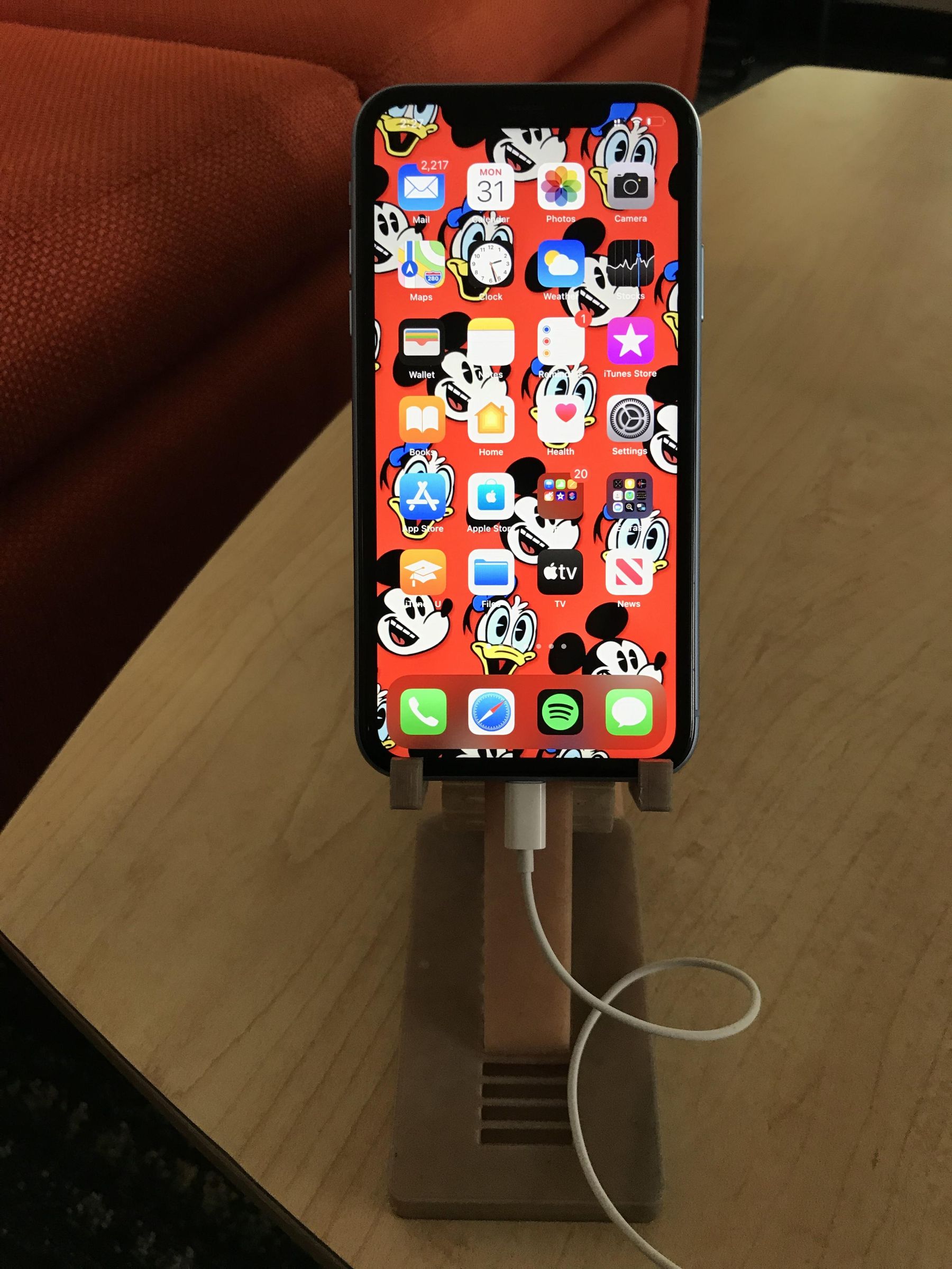 Adjustable Phone Stand : 7 Steps (with Pictures) - Instructables