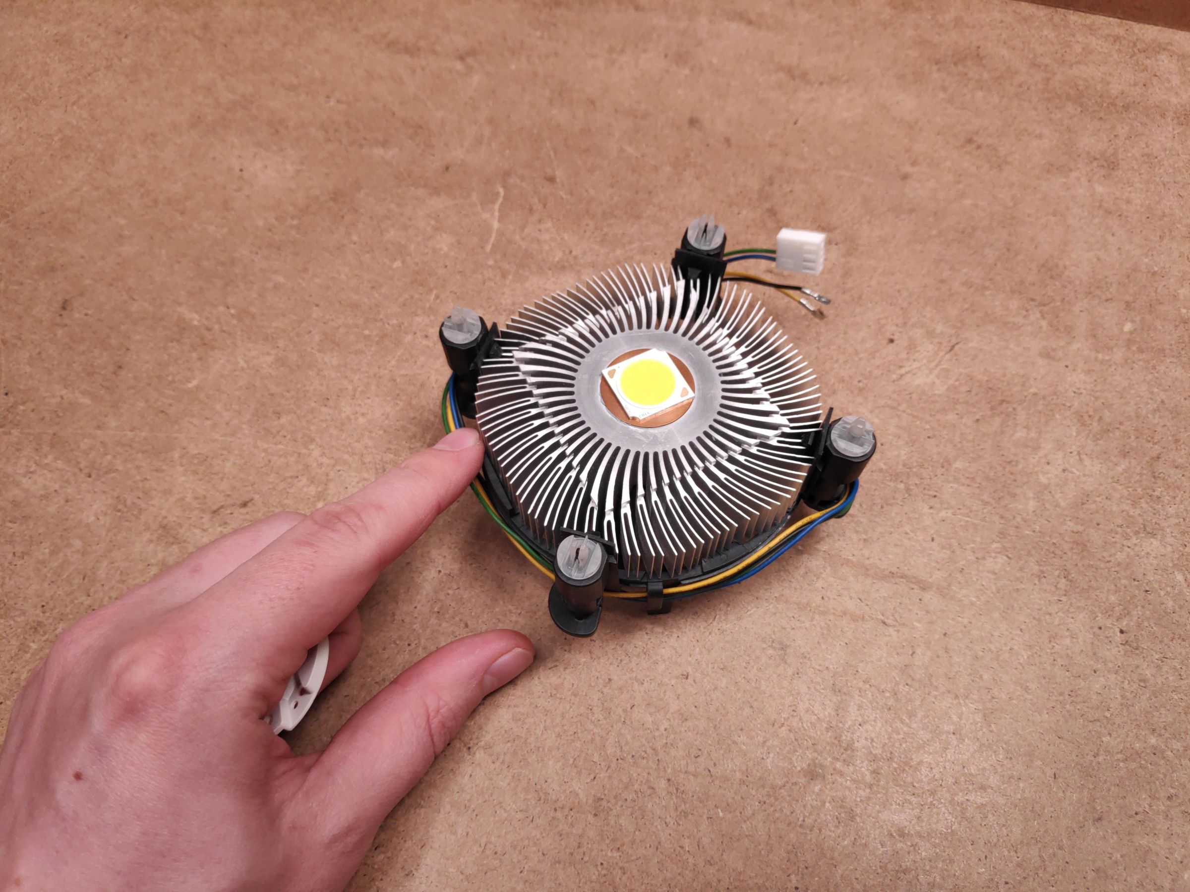 3D Printed Natural-Color Cost-Effective Worklight (Extreme Attention to ...