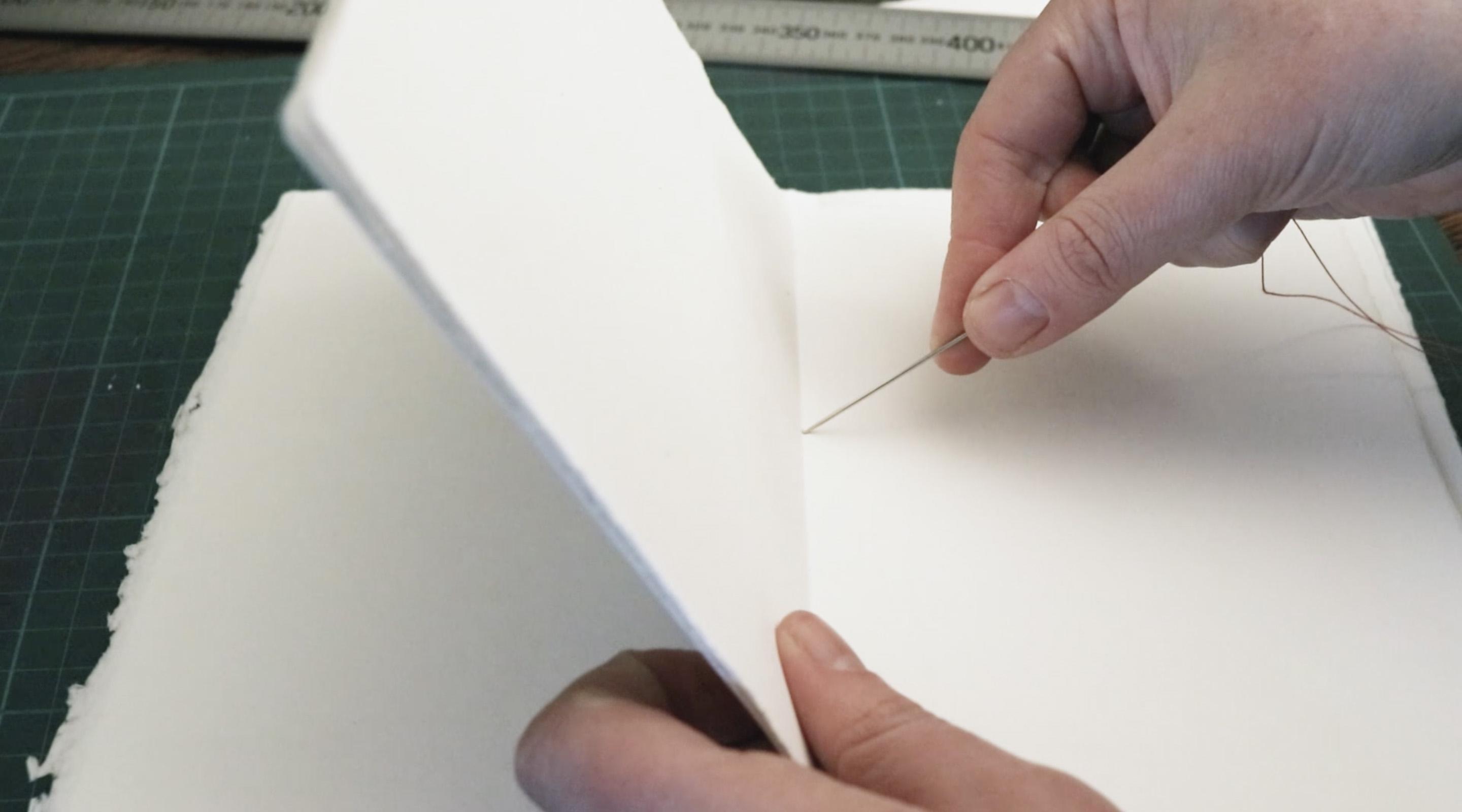 Make a Pamphlet Stitch Sketchbook : 8 Steps (with Pictures) - Instructables