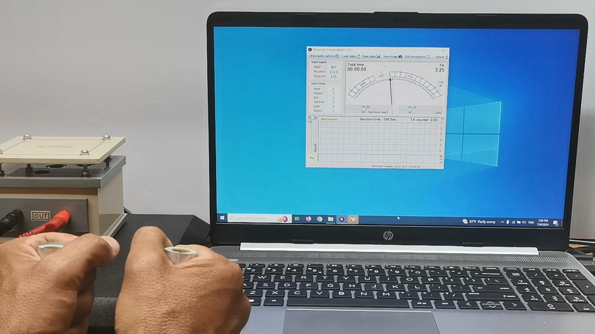 DIY Ultra Sensitive Theremino-Arduino Polygraph, Scientology E-Meter ...