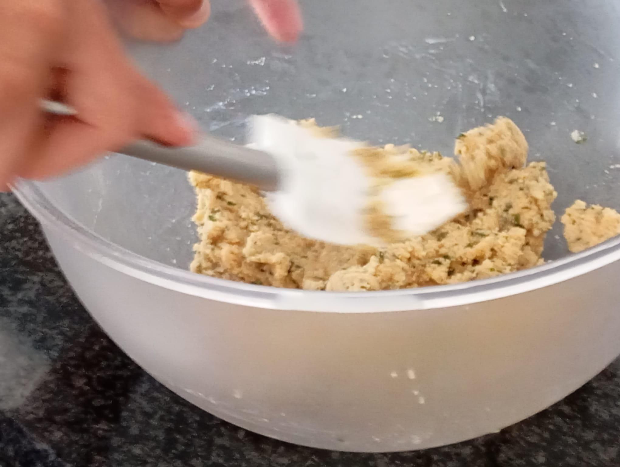 Simple Outdoor Bread Fritters: Made With Just a Few Ingredients ...