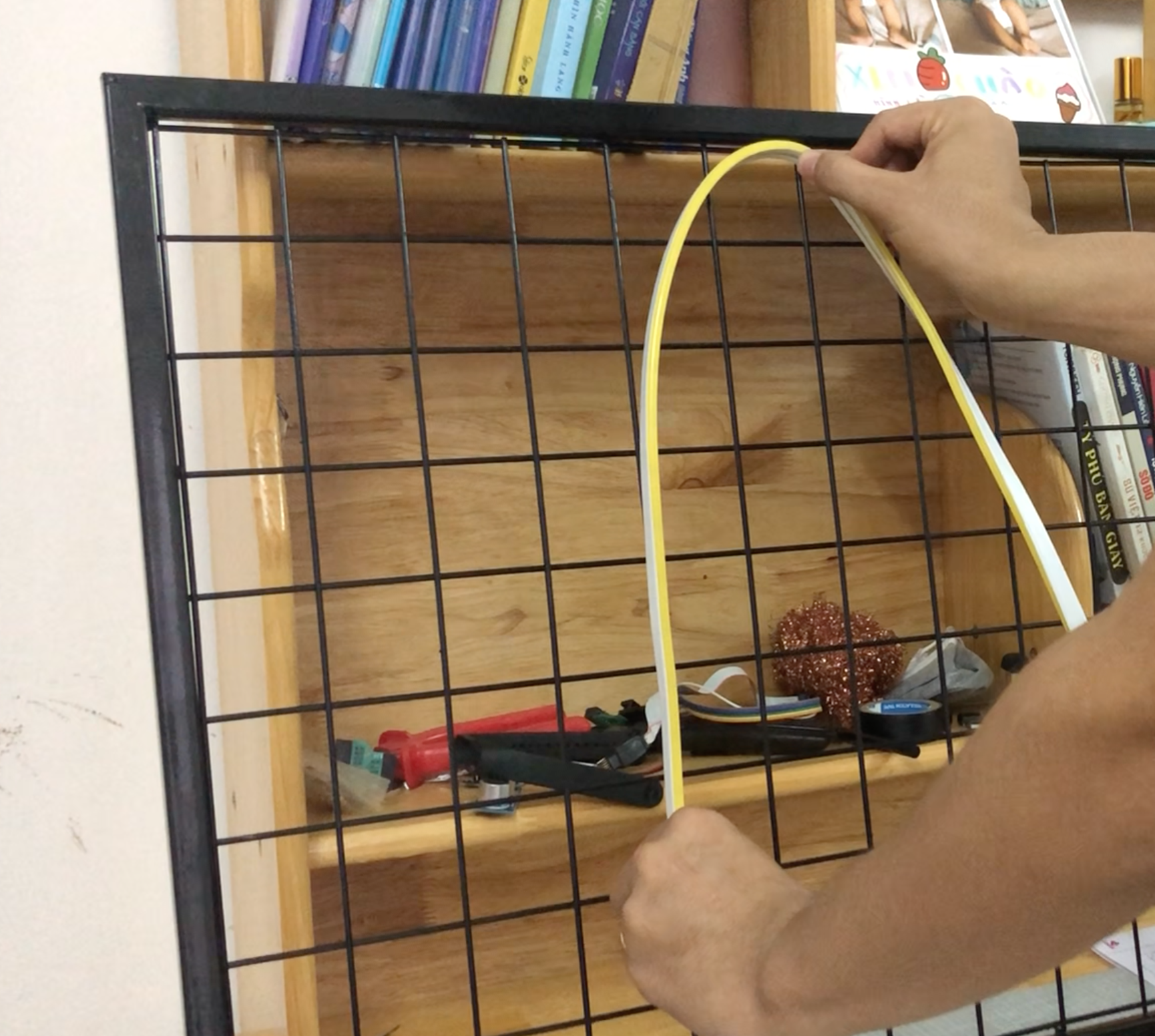 Led Neon Sign With Wall Grid : 6 Steps - Instructables