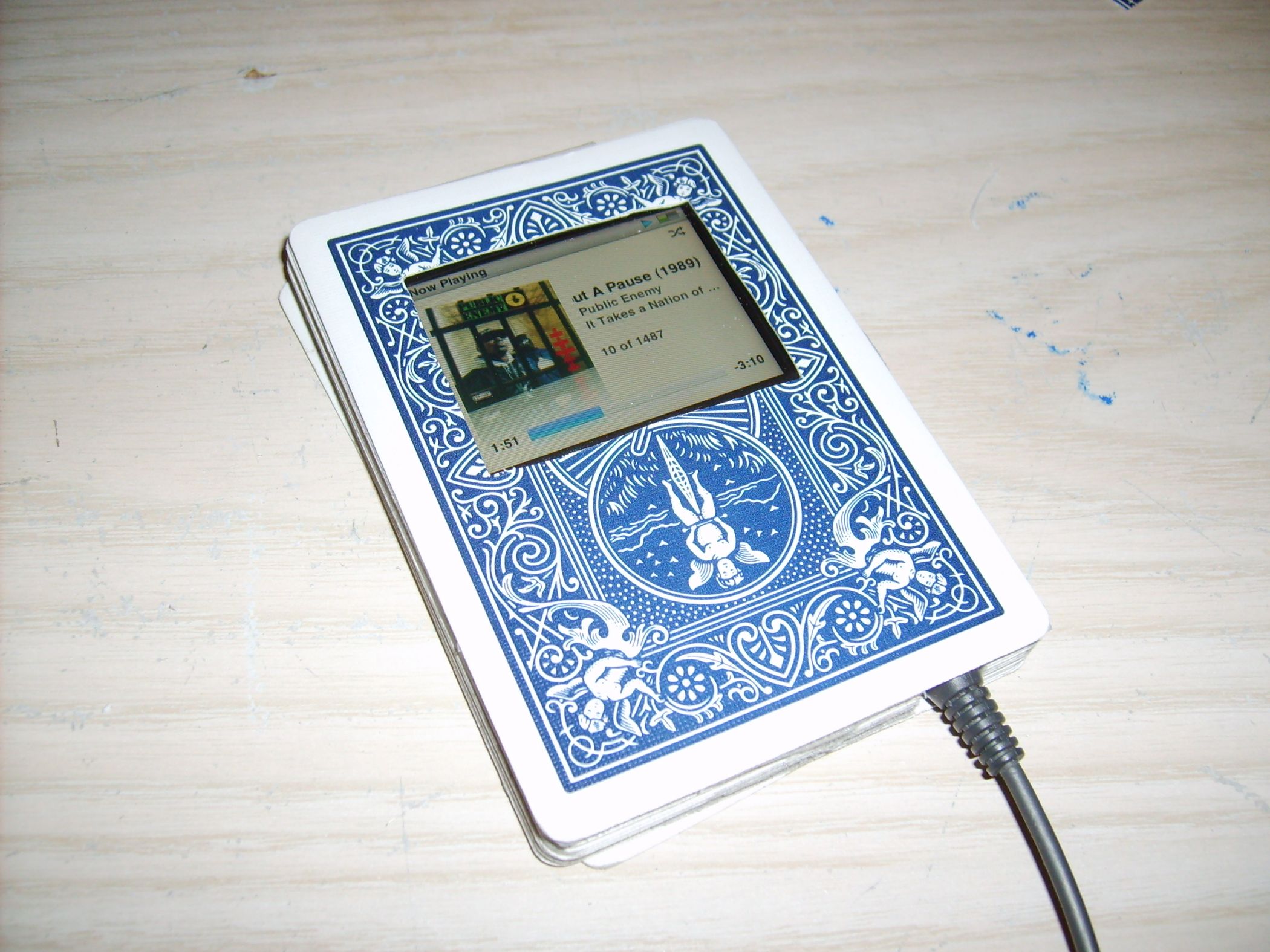I-Deck Ipod Nano Case : 4 Steps - Instructables