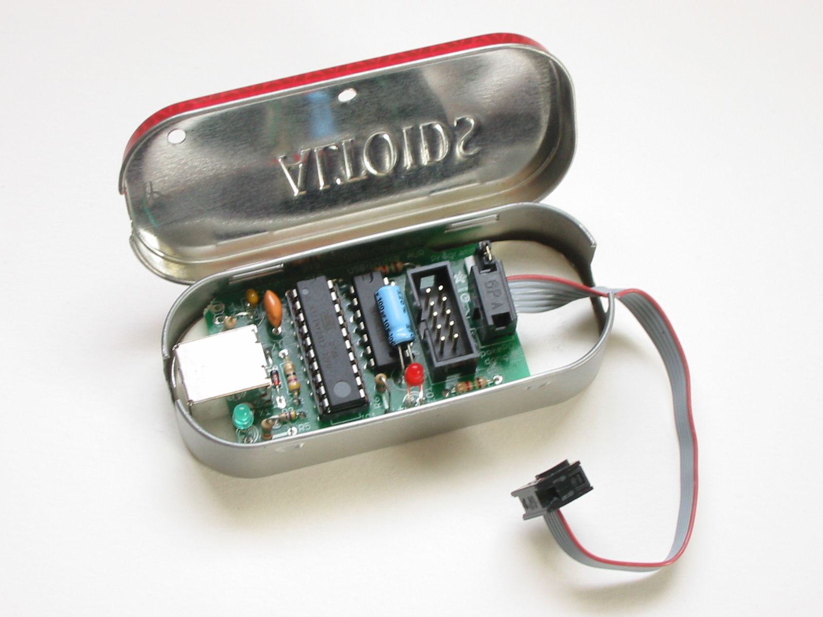Swiss AVR Knife : 14 Steps (with Pictures) - Instructables