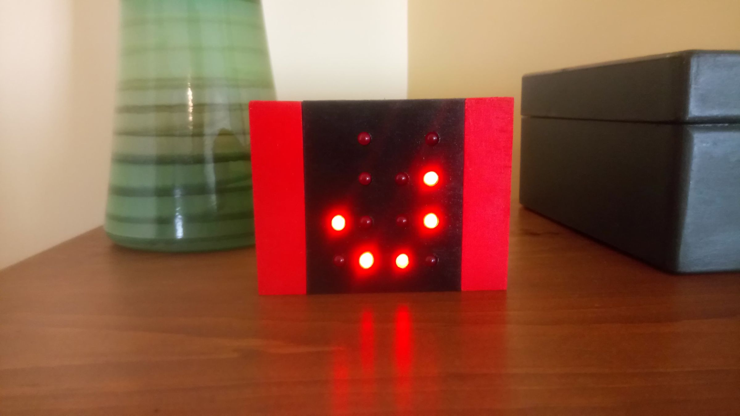 Simple Binary Clock Using Attiny85 : 10 Steps - Instructables