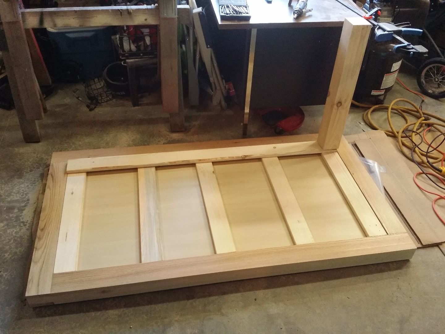 Reversible Top Board Game Table : 6 Steps (with Pictures) - Instructables