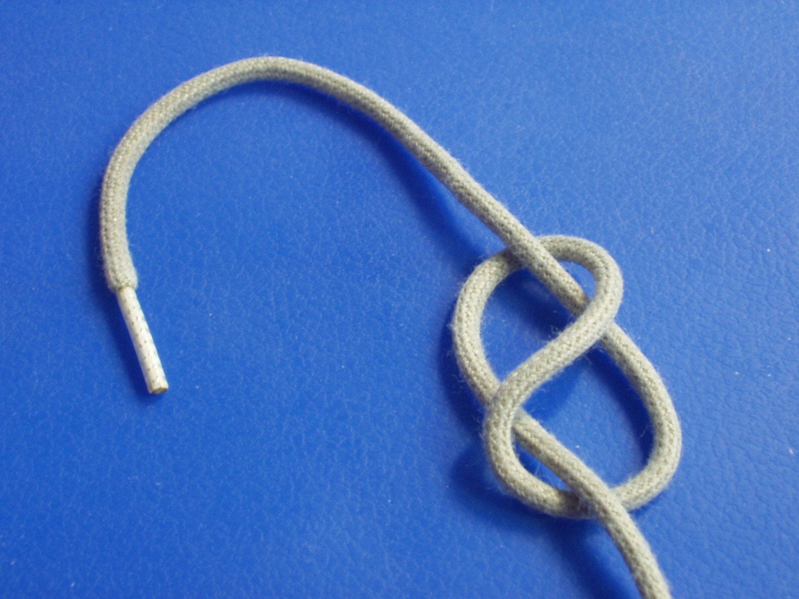 Slide and Lock Loop : 6 Steps - Instructables