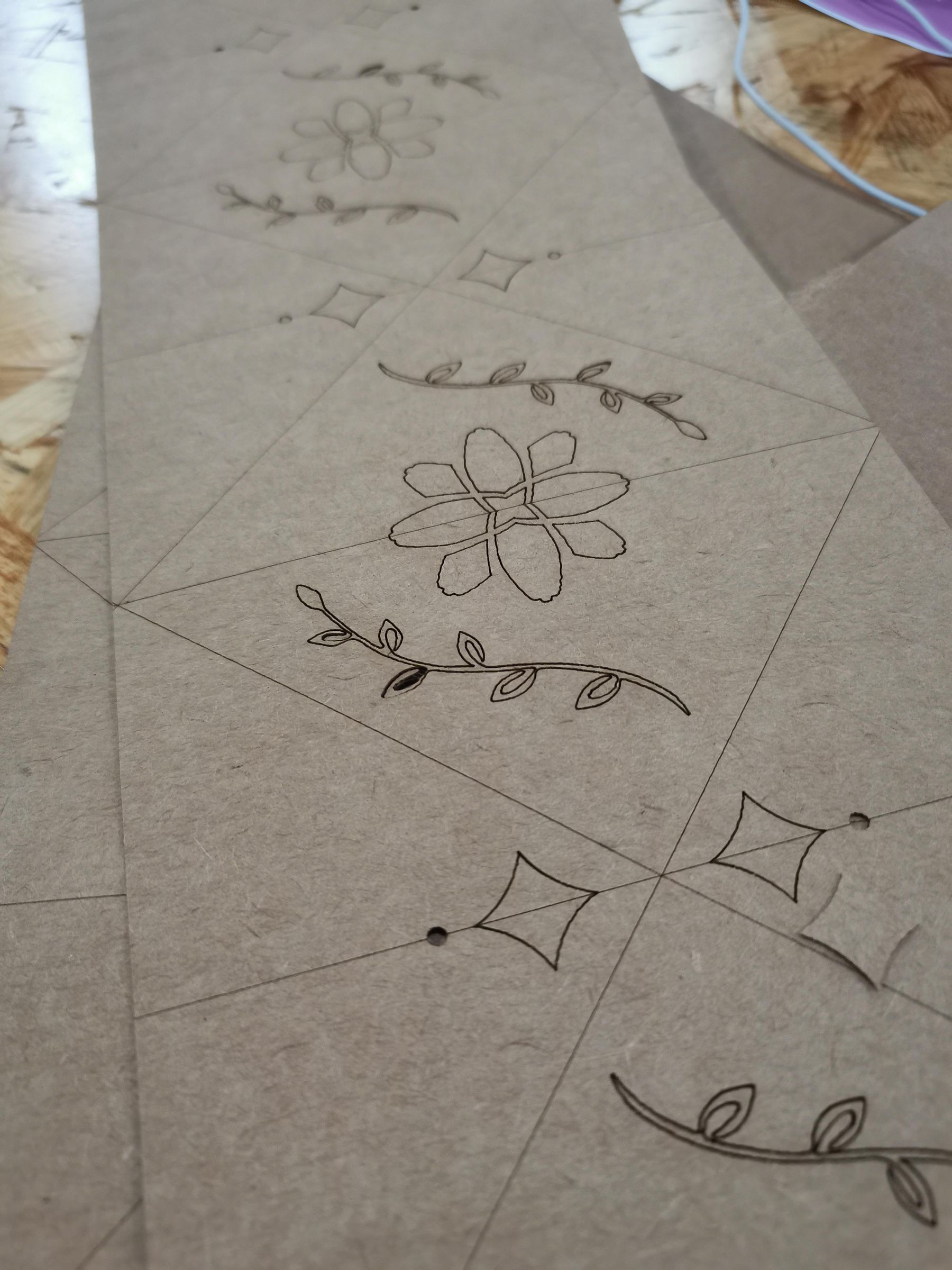 Hanging Foldable Lampshade! : 8 Steps (with Pictures) - Instructables