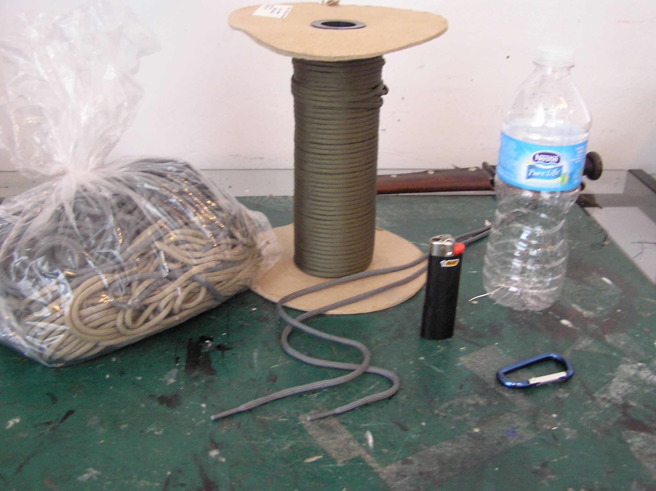 Paracord Water Jug Harness. : 6 Steps (with Pictures) - Instructables