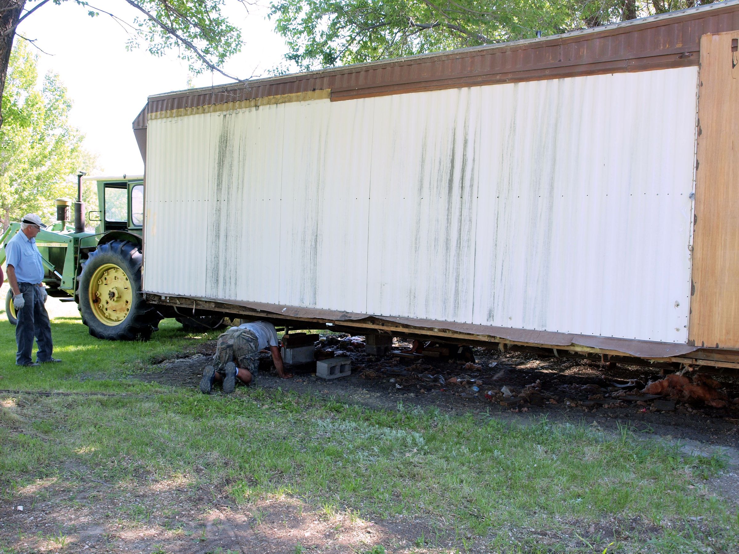 Turning a Trashed Mobile Home Into a Shop : 20 Steps (with Pictures ...