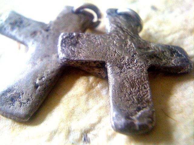 Make a Silver Cross Out of a Coin : 8 Steps (with Pictures) - Instructables