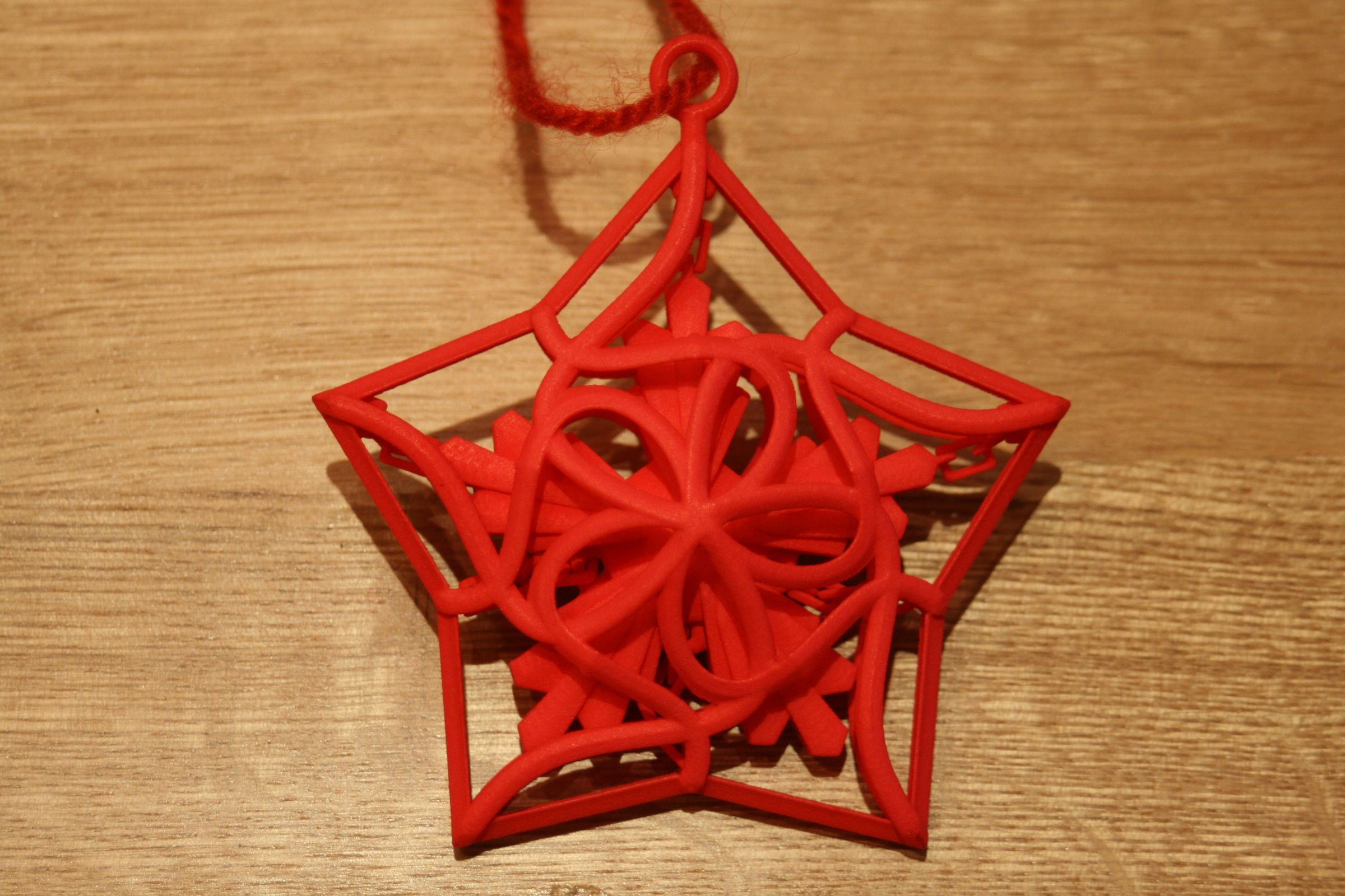 Technologically Advanced Christmas Tree Decorations!!! - Instructables