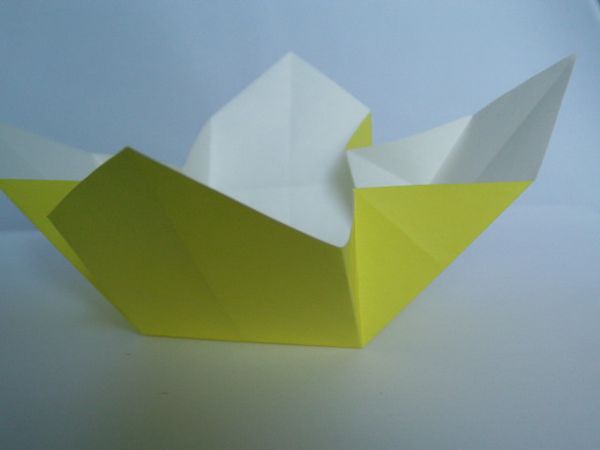 Origami Box With Interlocking Flaps : 3 Steps (with Pictures ...