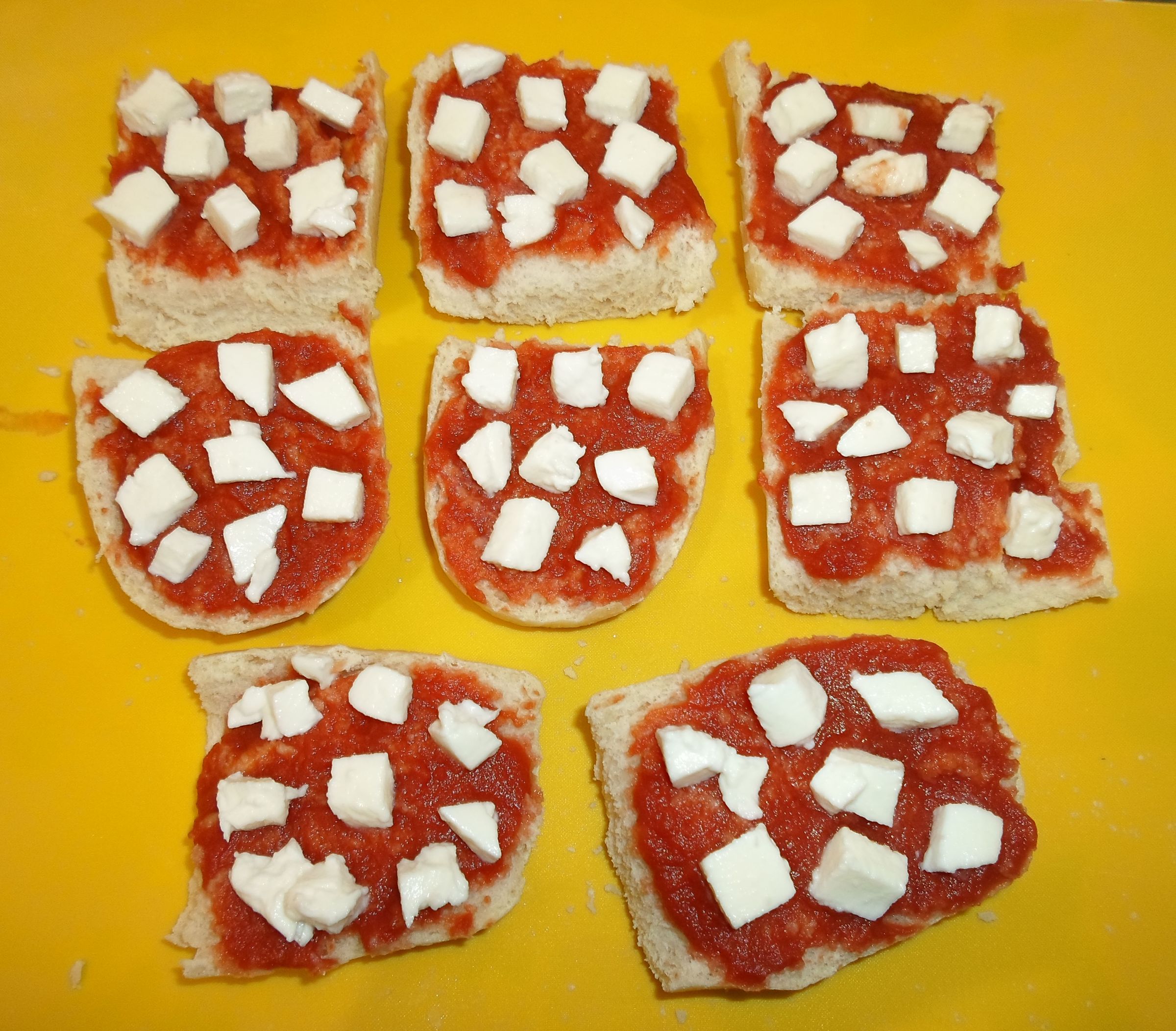 Ladybug Pizzas : 6 Steps - Instructables