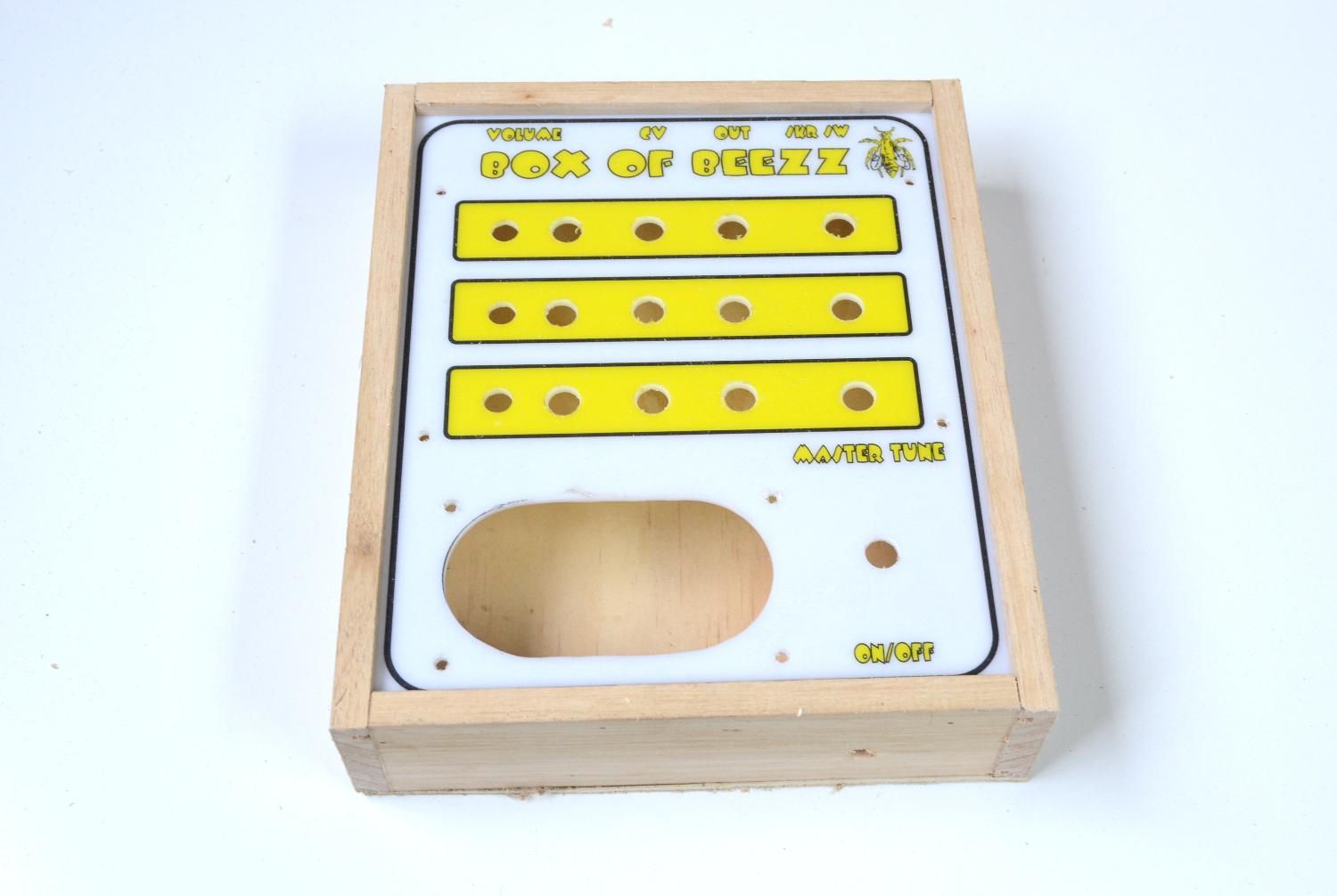 Box of Beezz - Drone Synth : 9 Steps (with Pictures) - Instructables