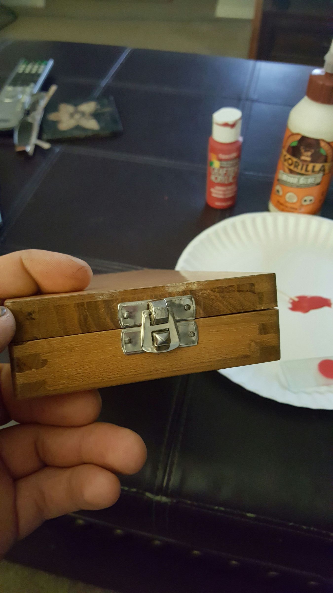 Dexter Trophy Case for UNDER $20 : 4 Steps - Instructables