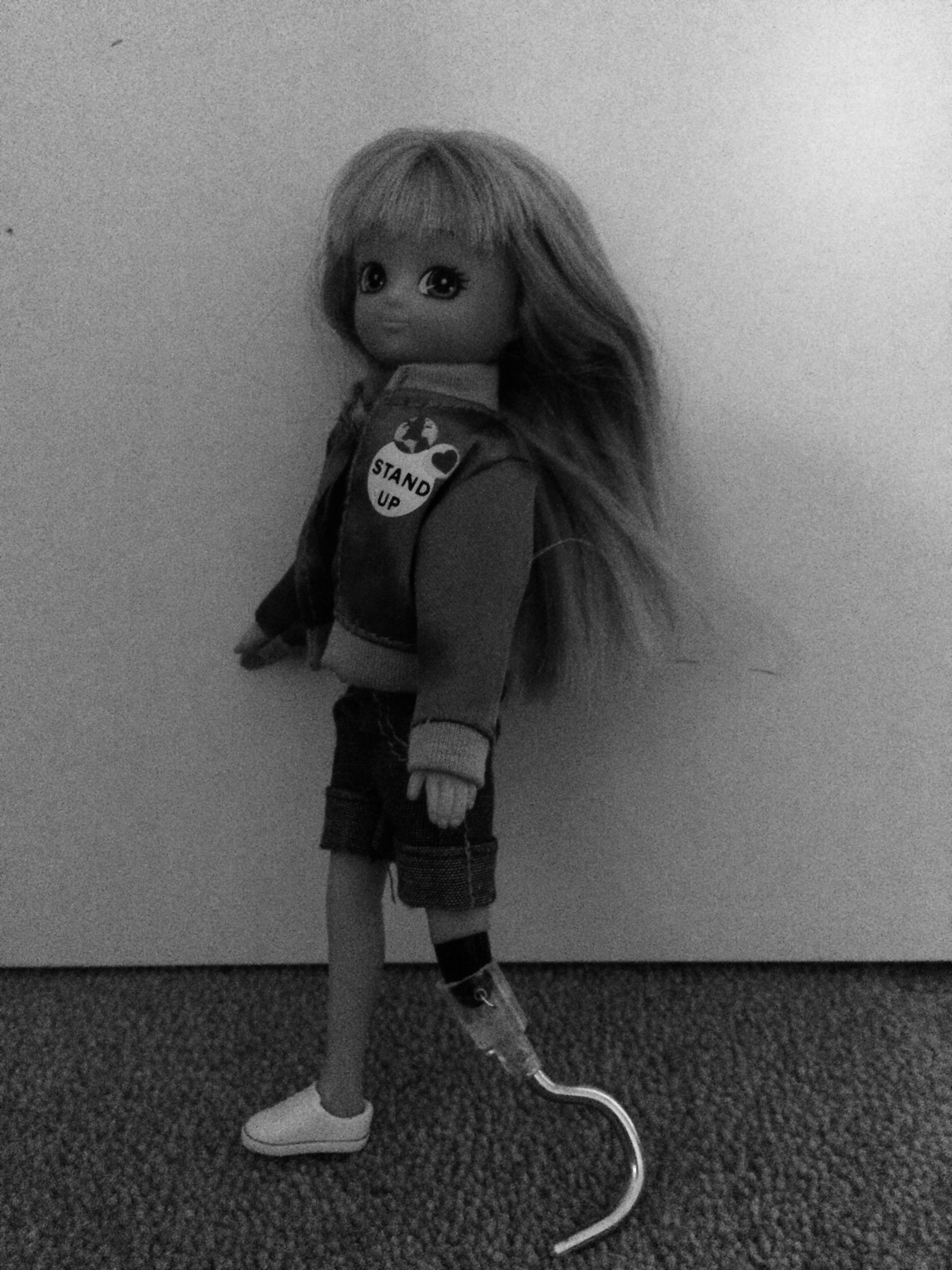 Doll Prosthetic Leg : 8 Steps - Instructables
