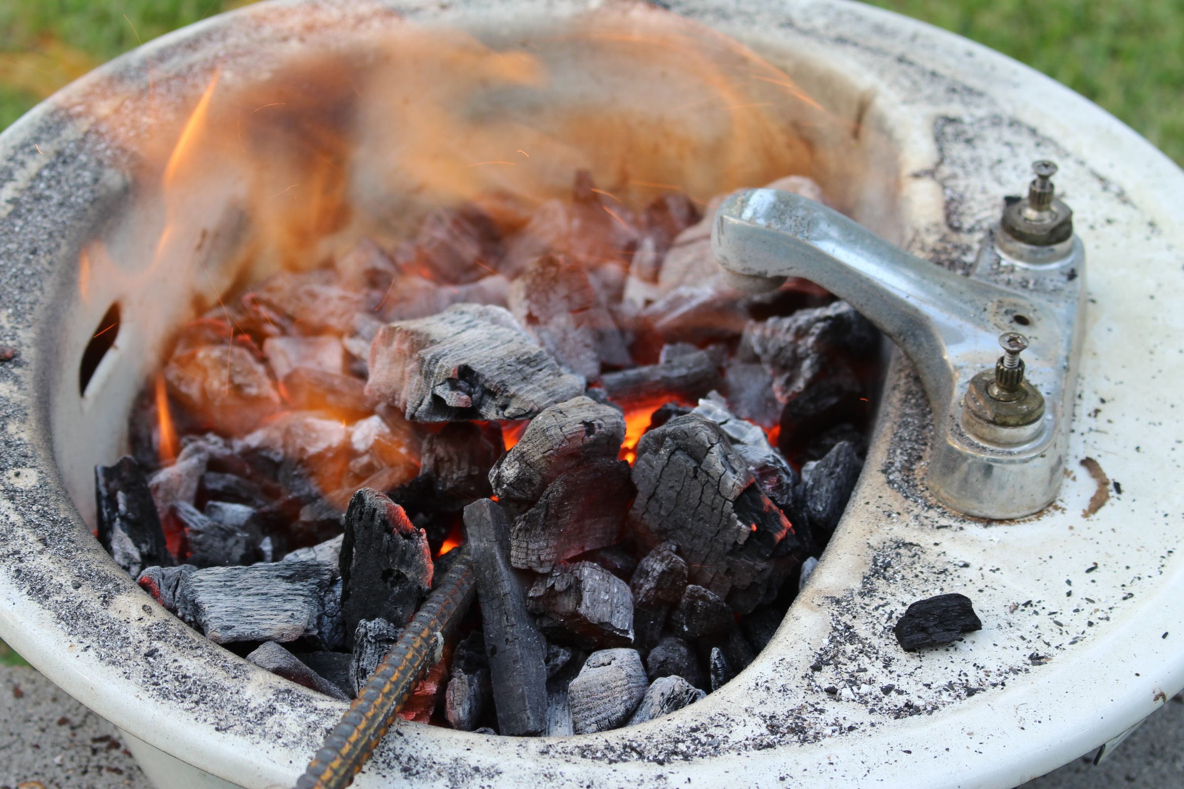 Most REDNECK Forge Ever. Period. : 6 Steps (with Pictures) - Instructables
