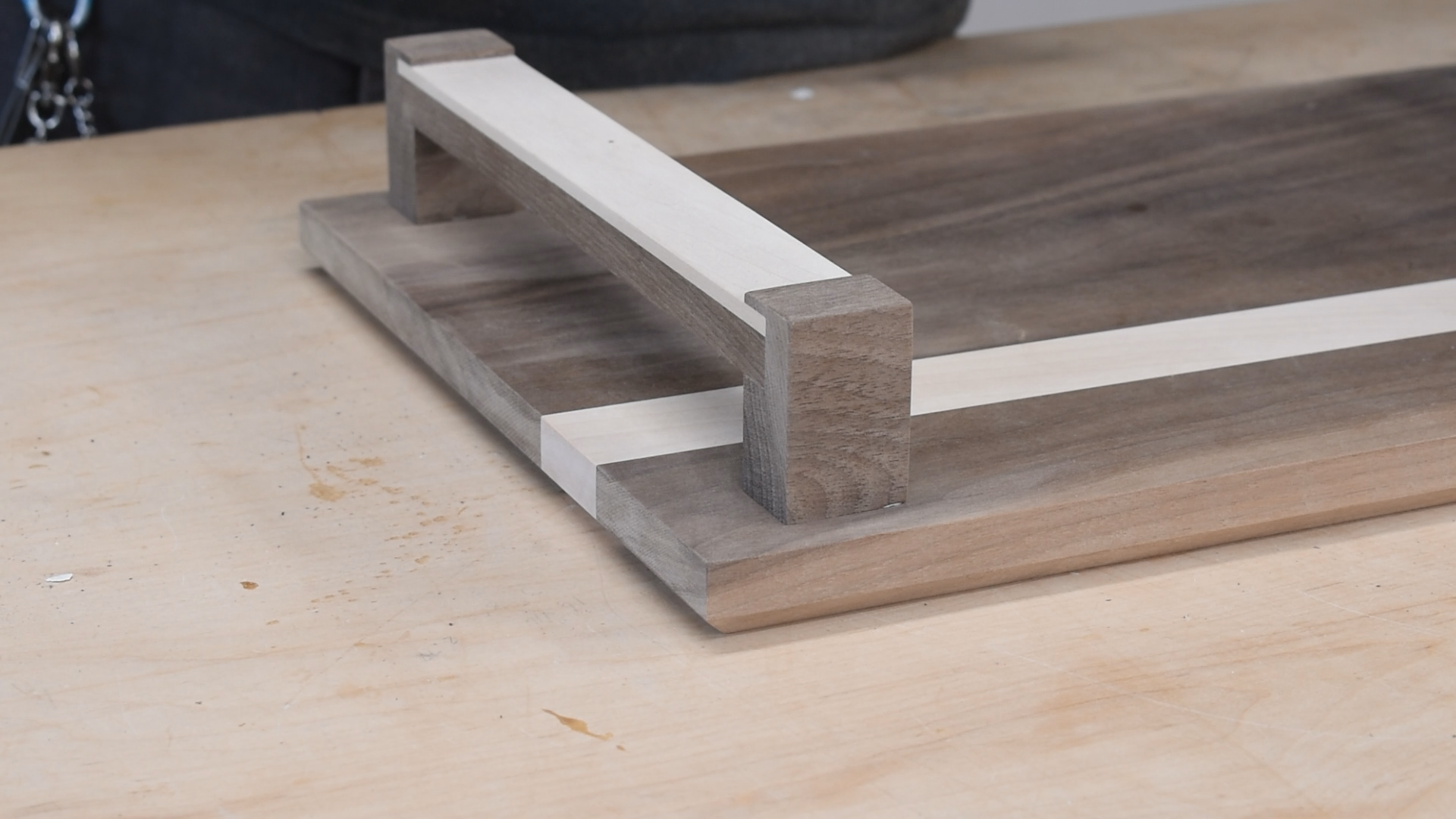 One Day Wooden Tray : 4 Steps (with Pictures) - Instructables