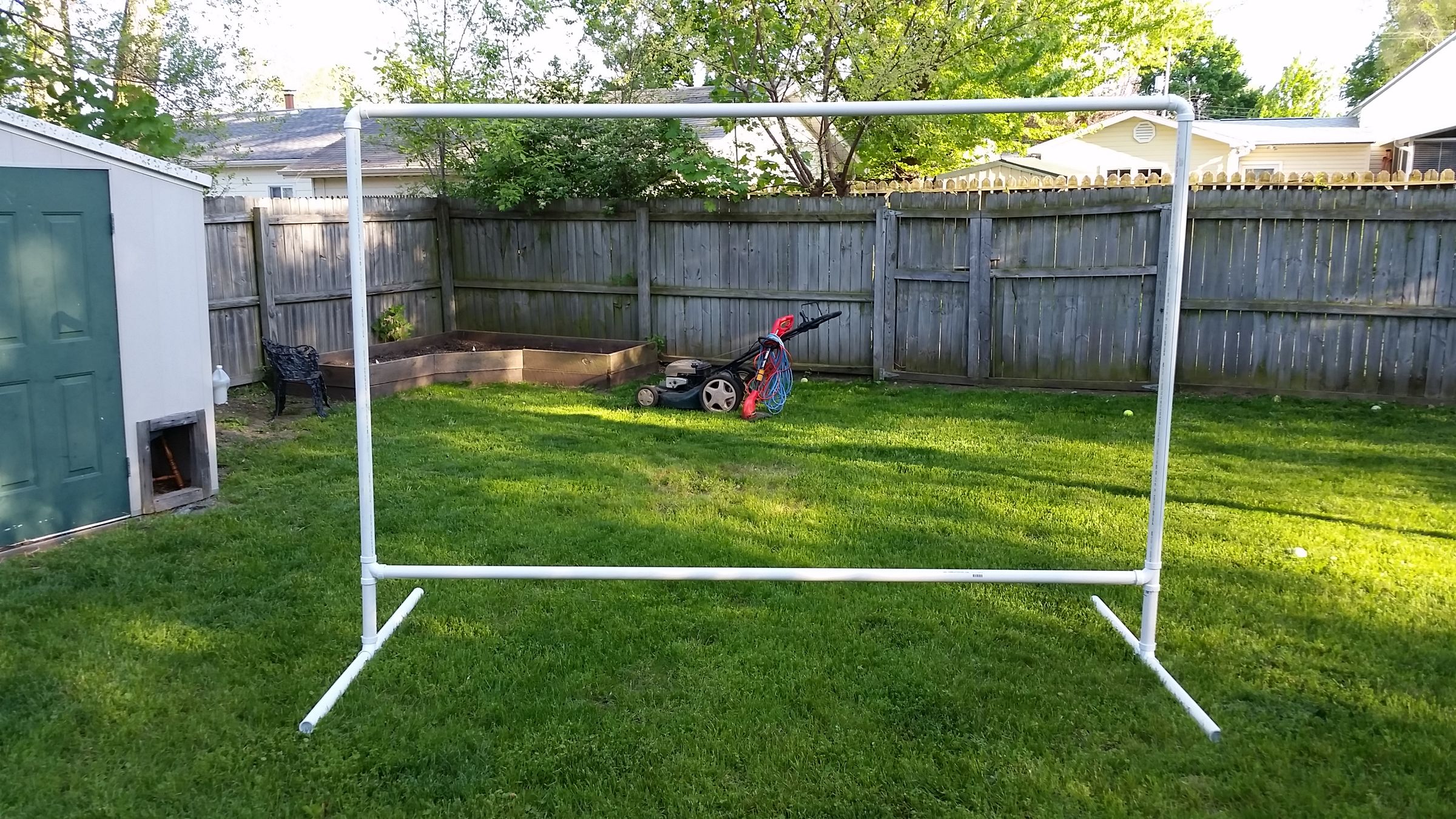 Backyard Movie Screen : 9 Steps (with Pictures) - Instructables