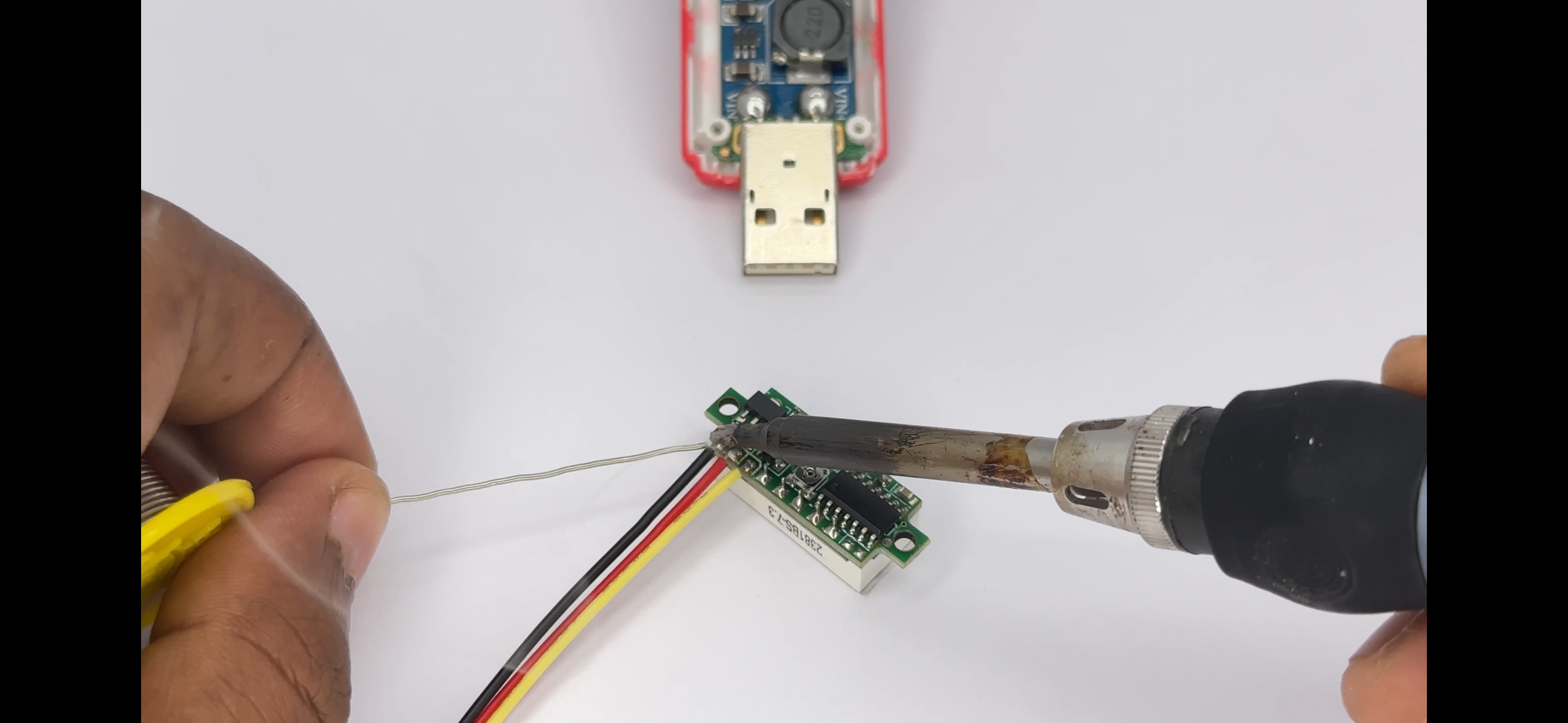 DIY LED Voltage Tester – Test Any DC Voltage With LEDs! : 11 Steps ...