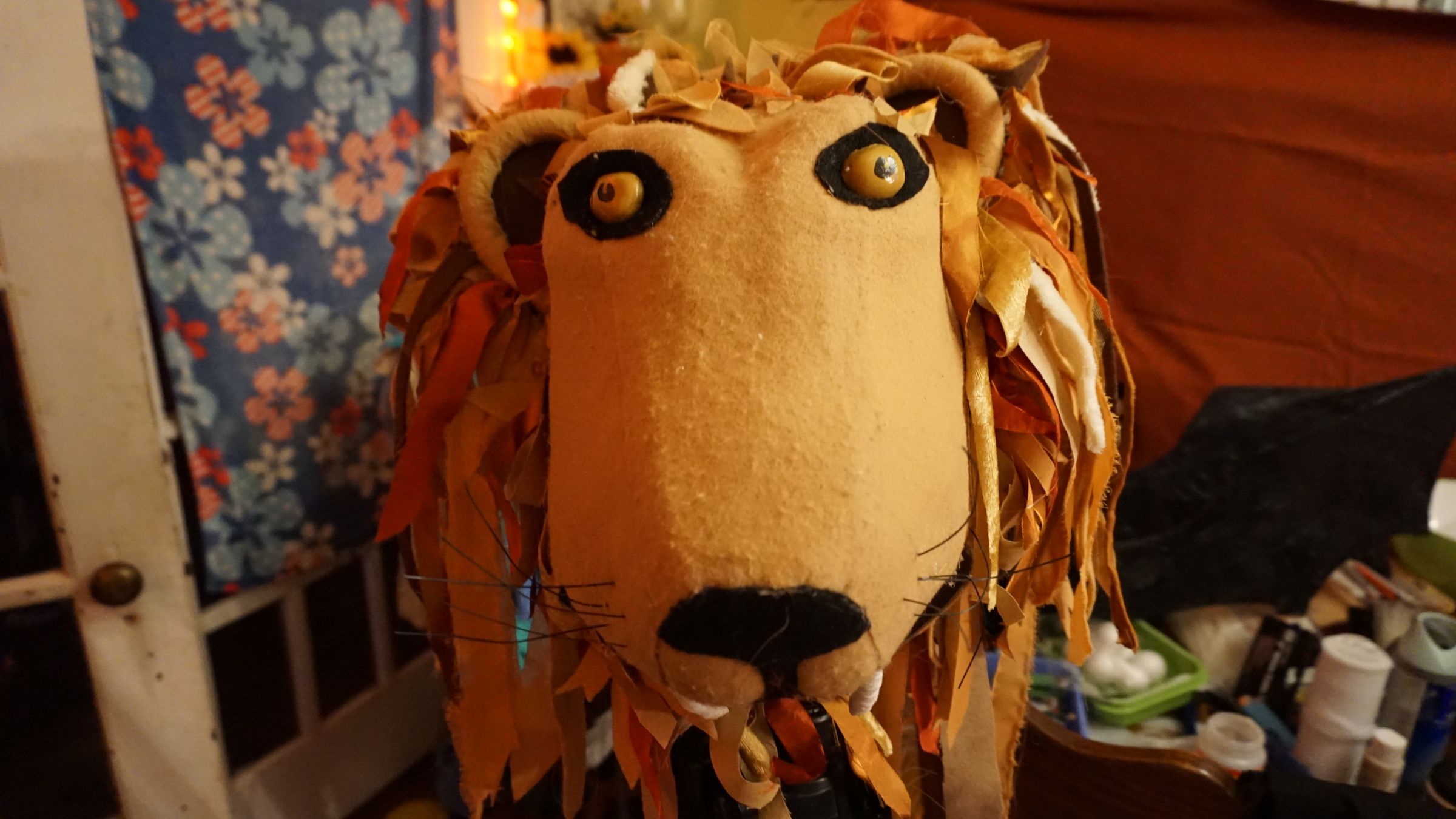 Luna Lovegood's Lion Hat Prop : 7 Steps (with Pictures) - Instructables