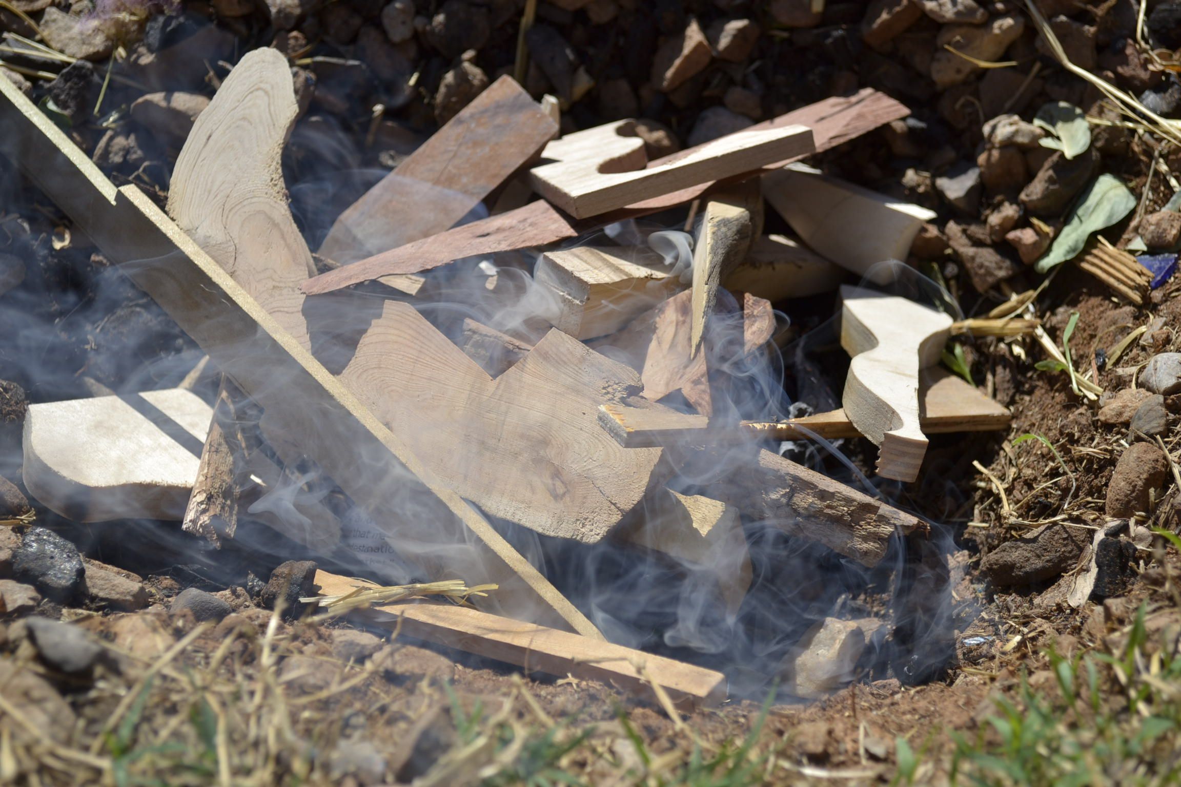 Survival Pine Tar: Pitchsticks, Fire Starter, Super Glue!! : 7 Steps ...
