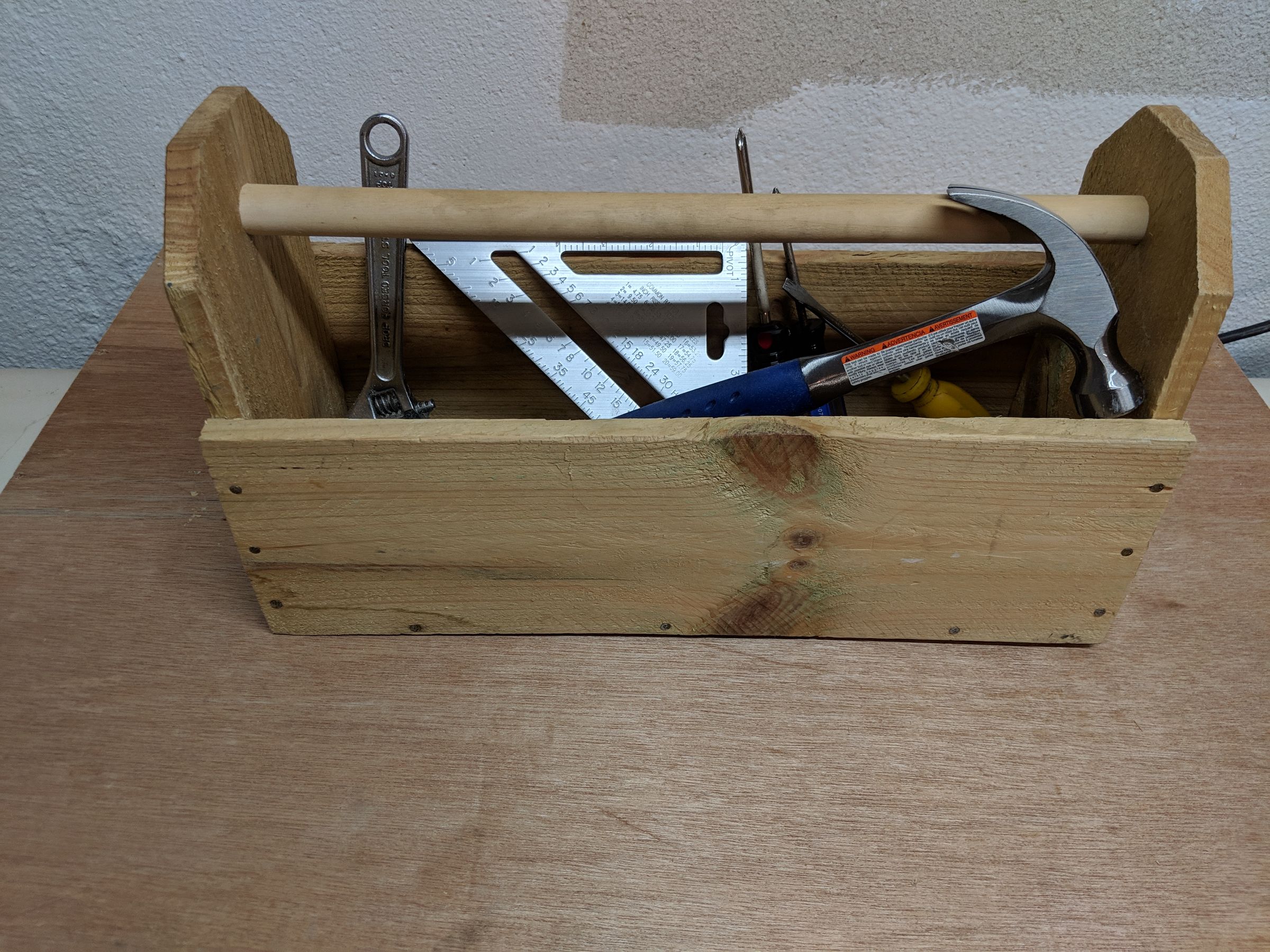 Cub Scout Toolbox : 4 Steps - Instructables