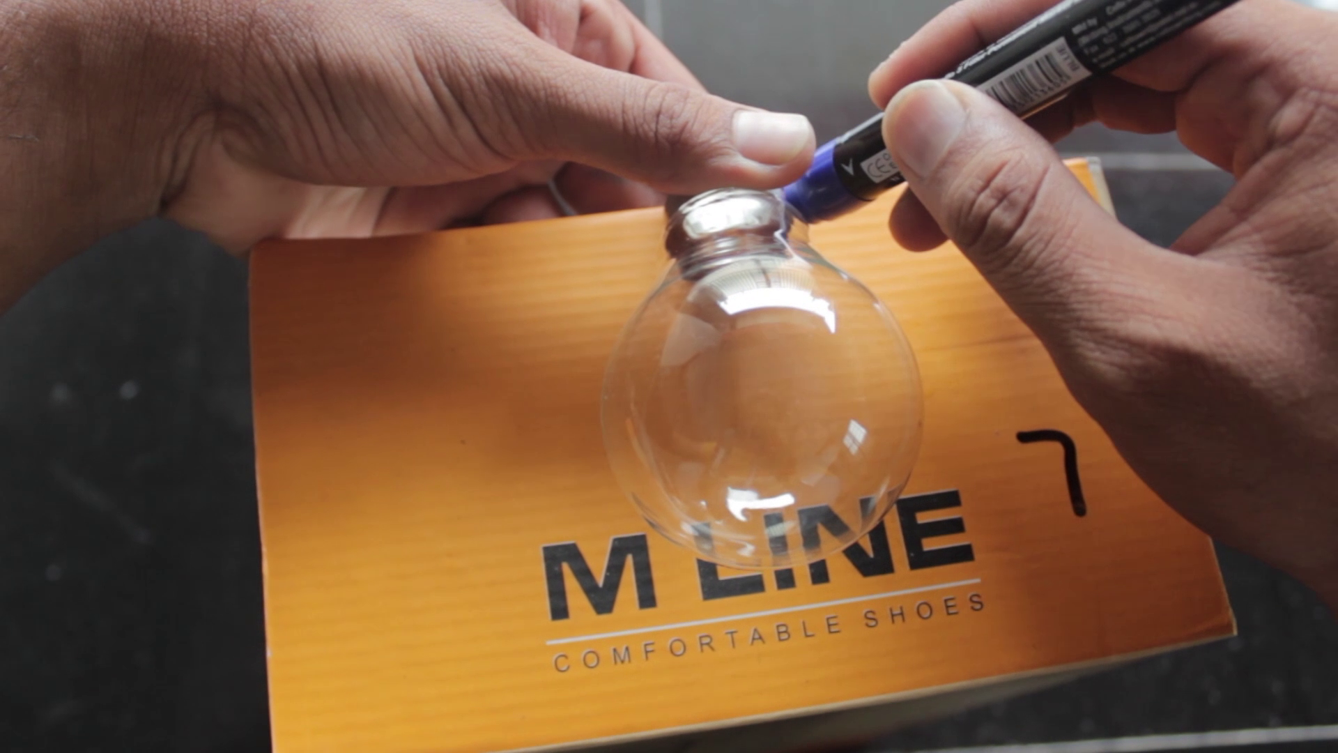 DIY Make Light Bulb Smart Phone Projector at Home Easy Way : 9 Steps ...