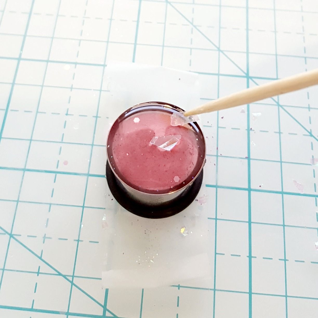 DIY Plugs for Stretched Ears : 11 Steps (with Pictures) - Instructables