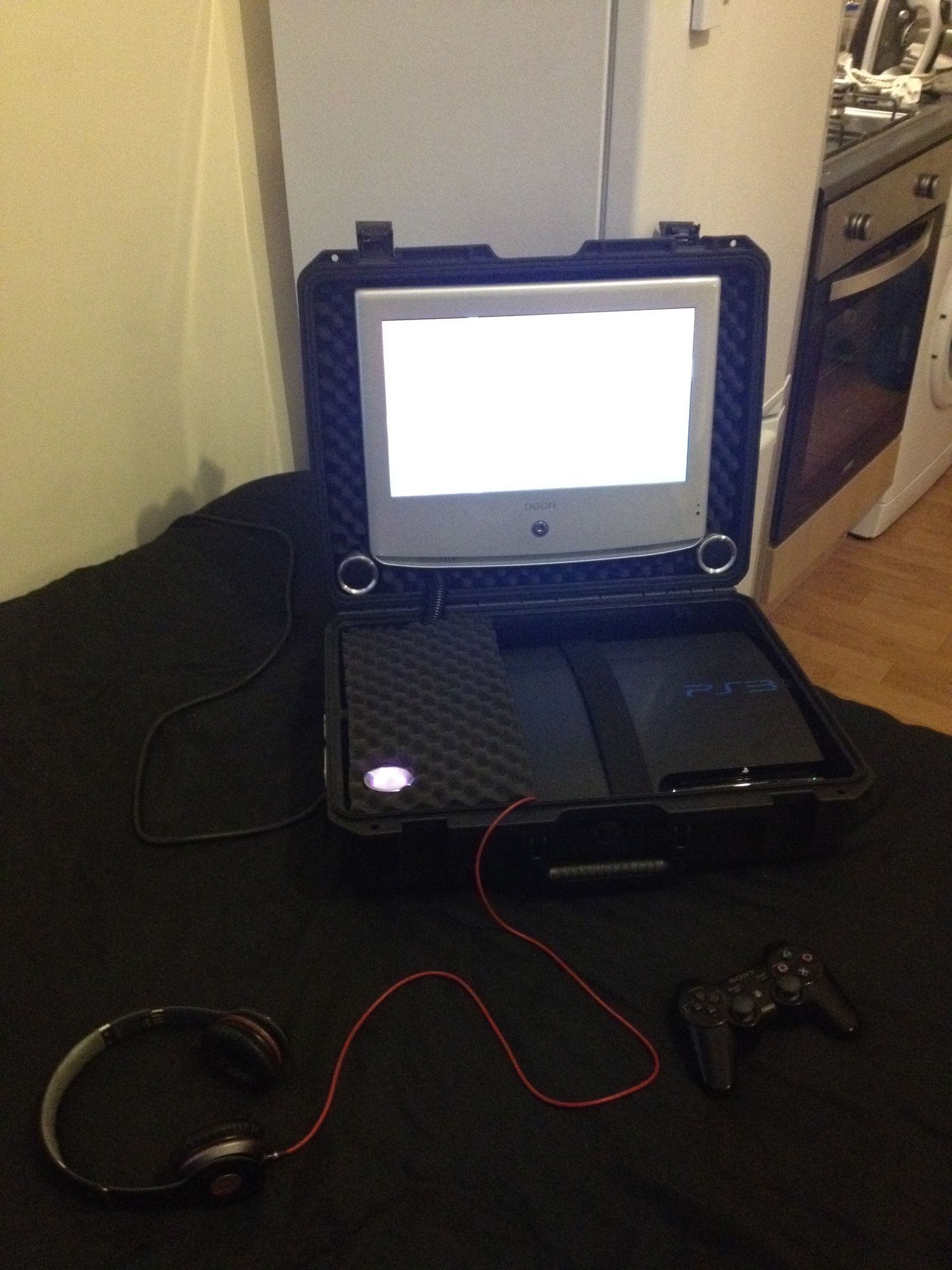 Portable Playstation 3 : 5 Steps (with Pictures) - Instructables