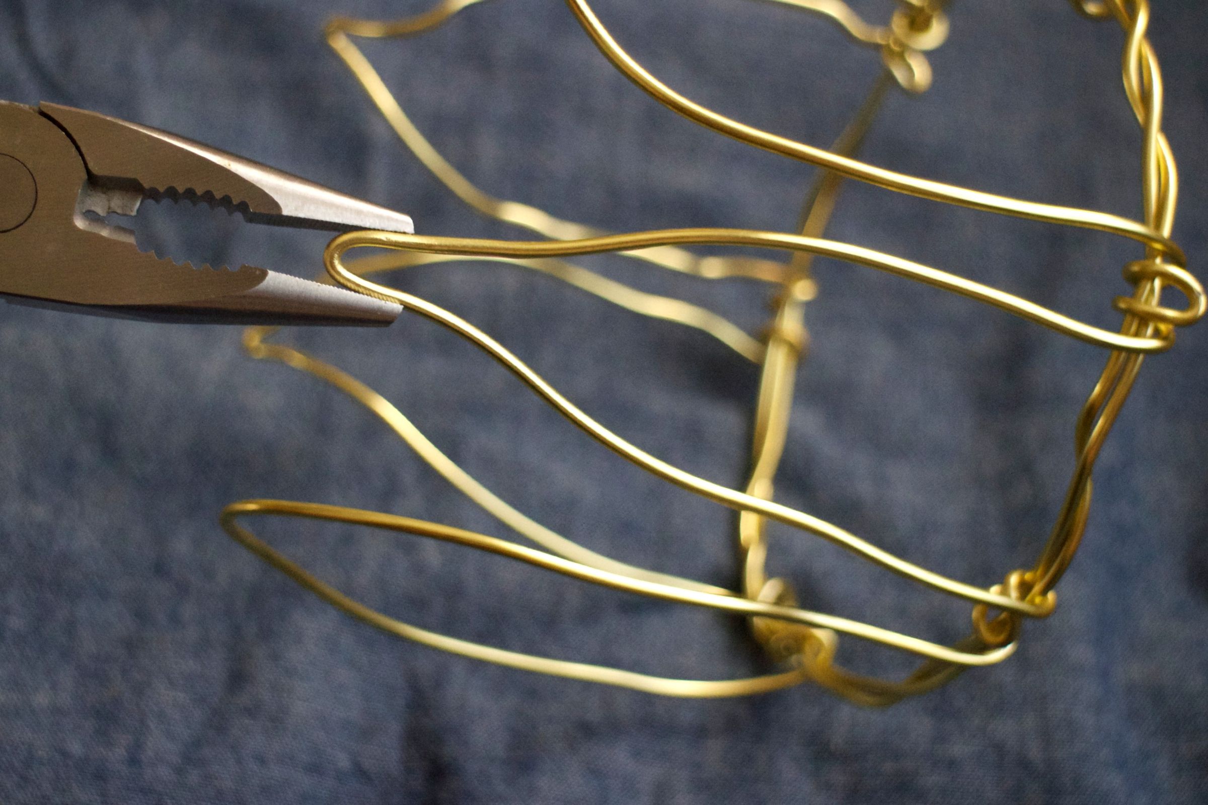 Wire Crown : 8 Steps (with Pictures) - Instructables