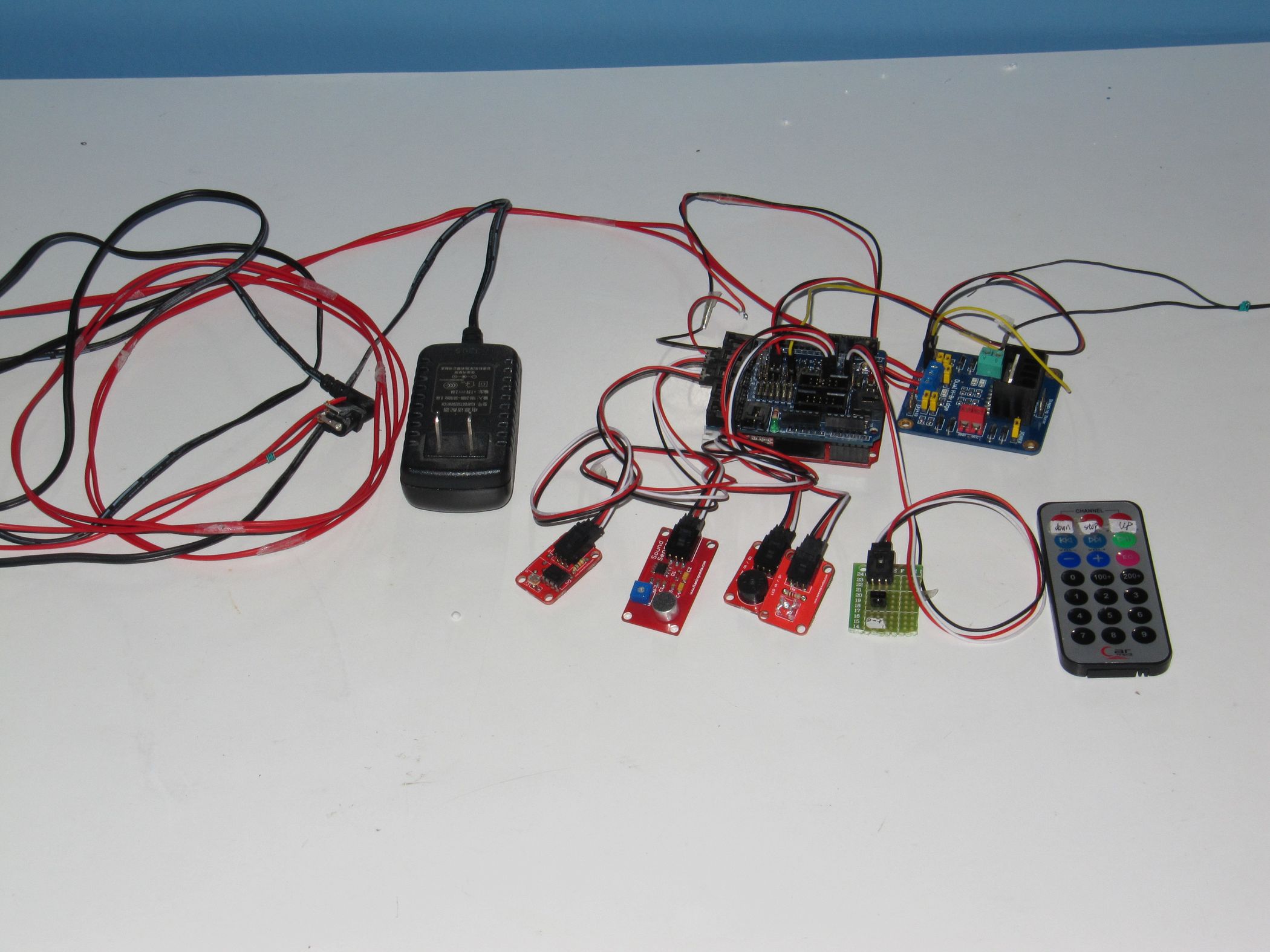Seeedstudio Office Gnome : 3 Steps - Instructables