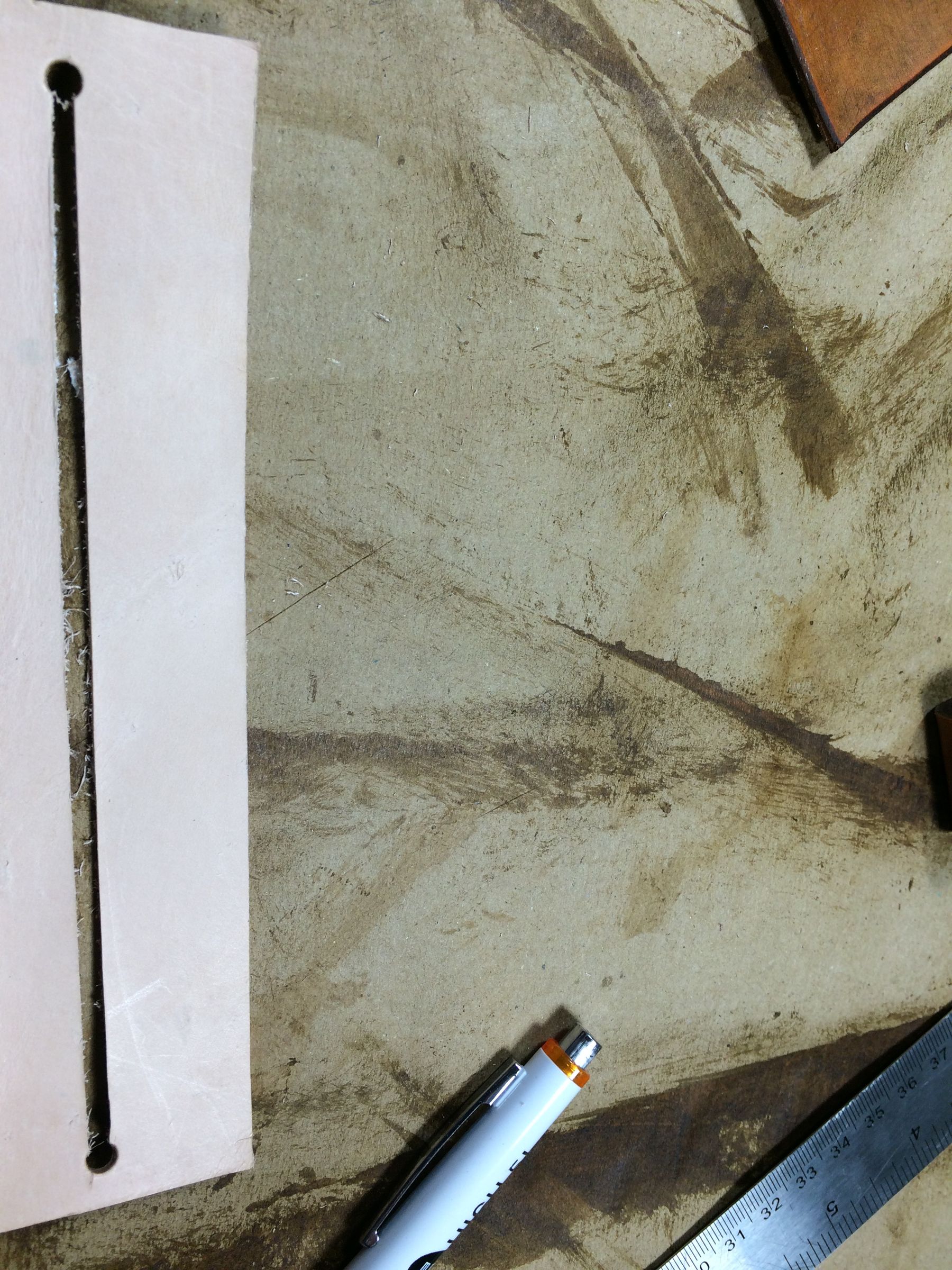 Leather Legal Pad Folder : 18 Steps (with Pictures) - Instructables