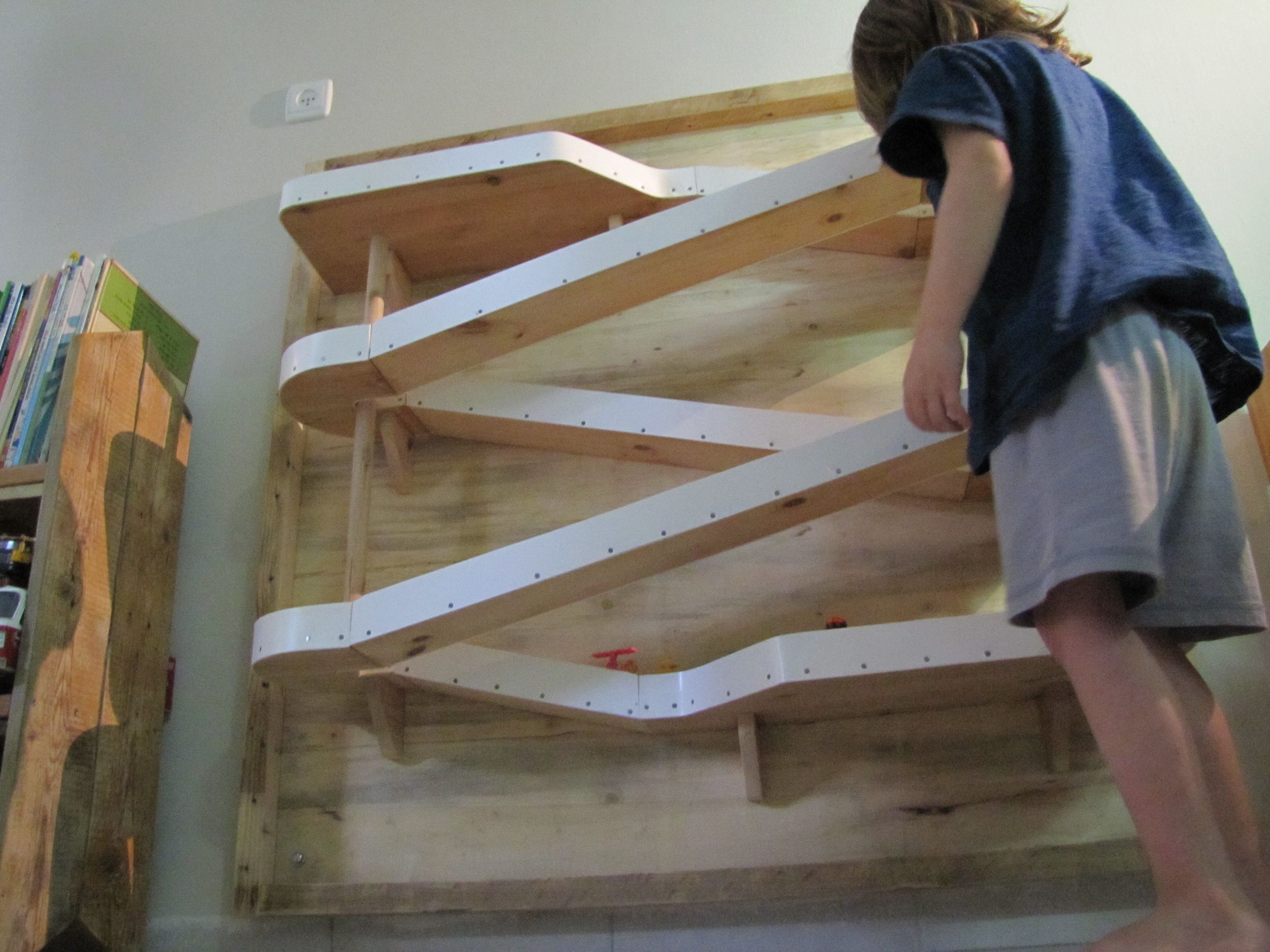 Toy Car Track : 10 Steps (with Pictures) - Instructables