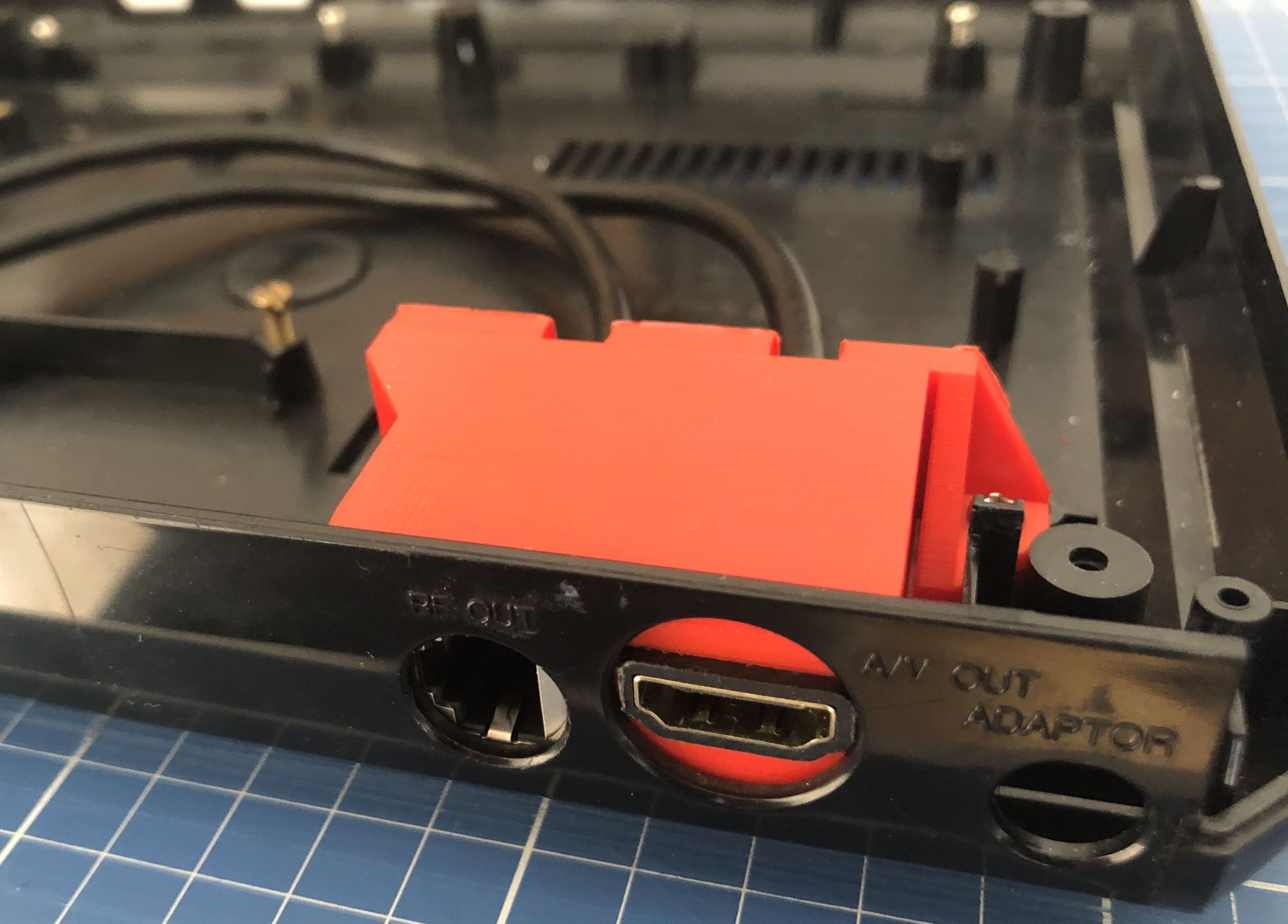 Mega RasPi - a Raspberry Pi in a Sega Mega Drive / Genesis : 13 Steps ...