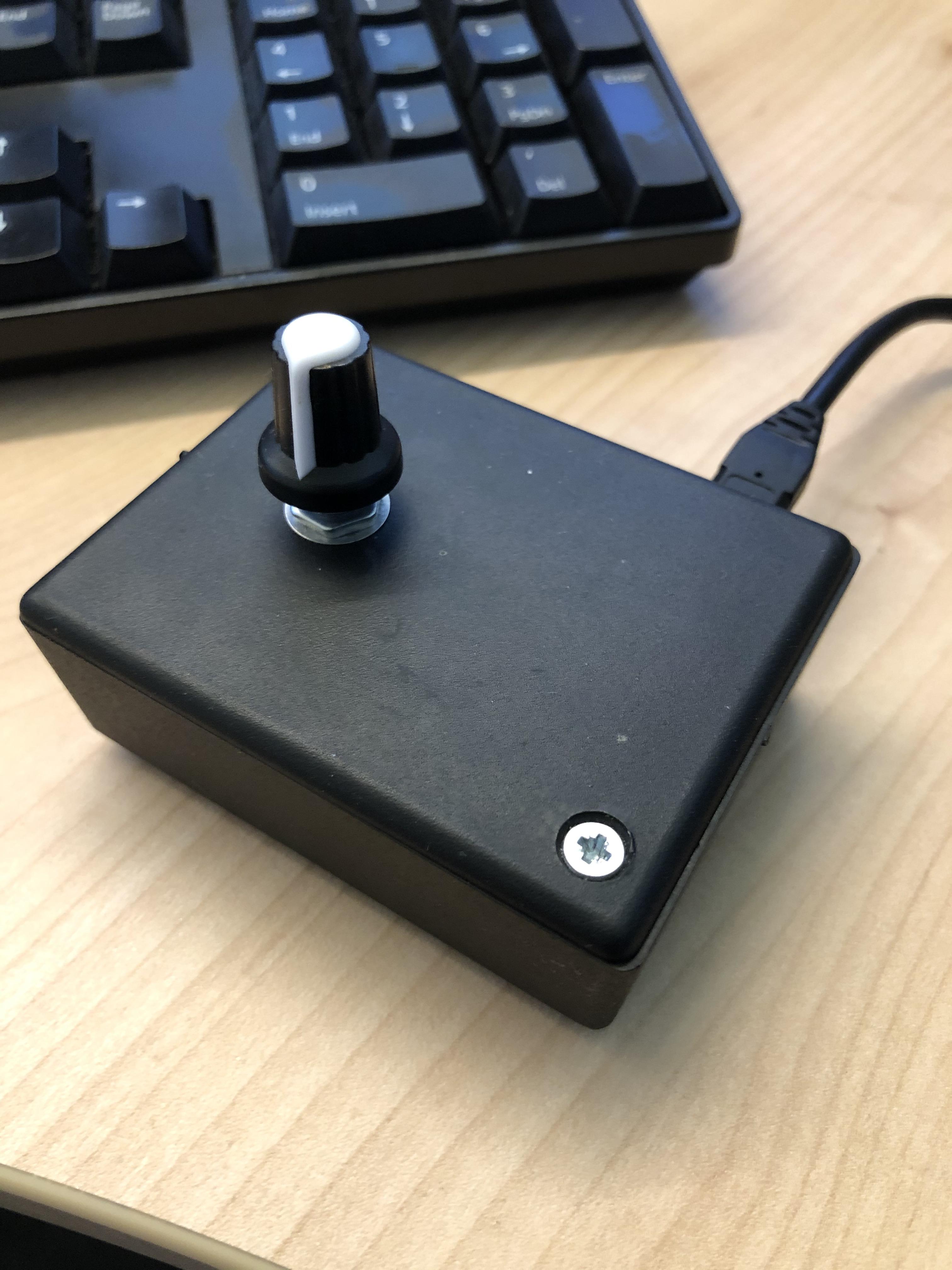 USB Volume Control and Caps Lock LED - Simple, Cheap, Extensible : 8 ...