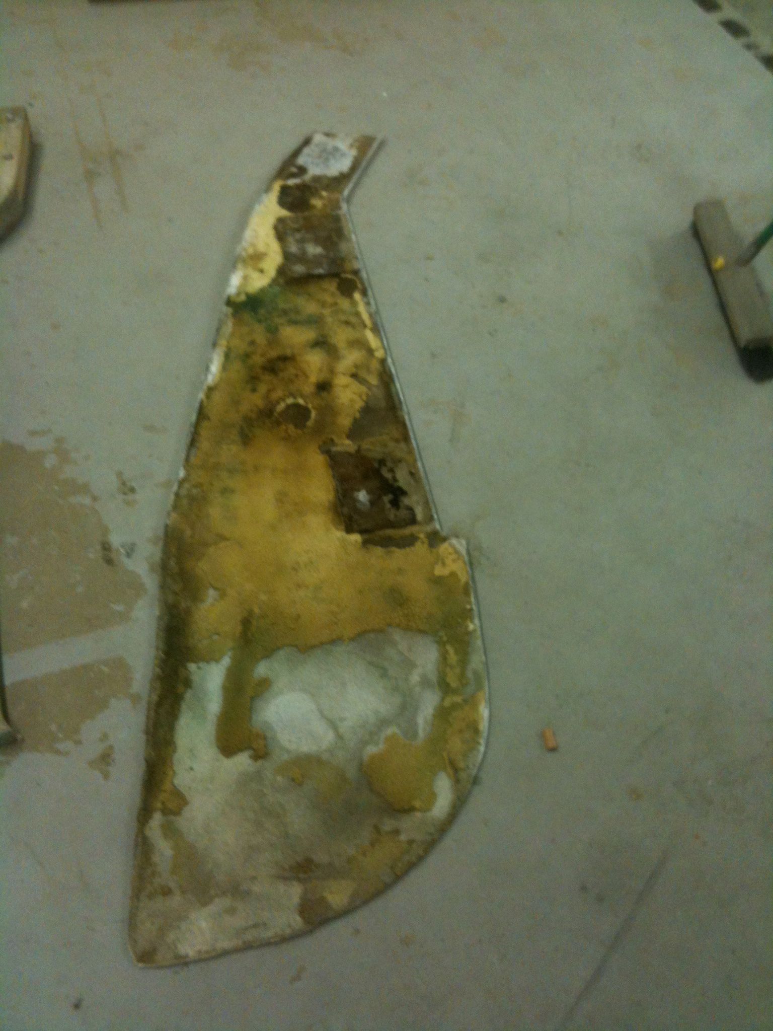 How to Build a Sailboat Rudder From Scratch : 10 Steps (with Pictures ...