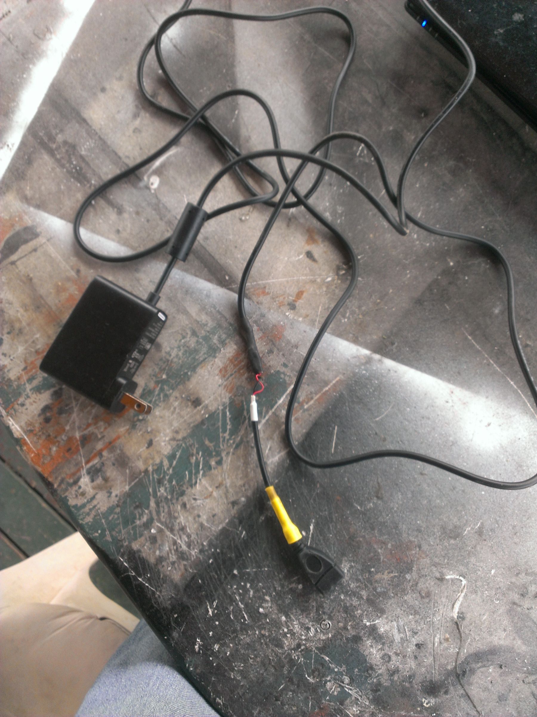 Microsoft Kinect Portable Power Supply on a Dollar Store Budget... : 9 ...