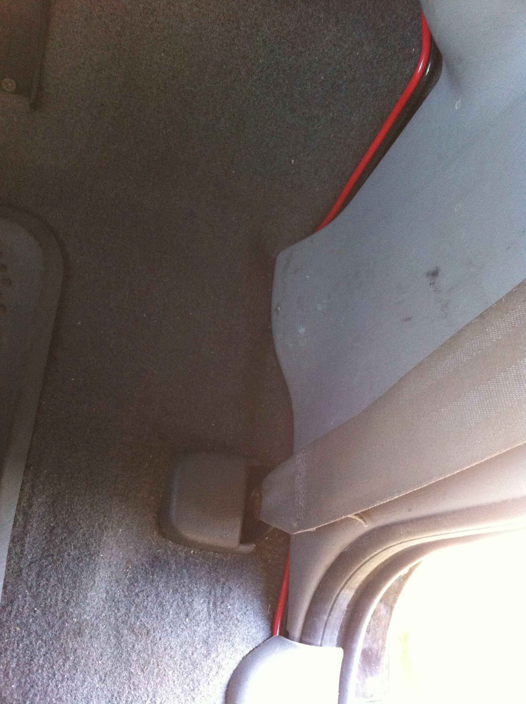 Correctly Install a Power Inverter in Your Car : 5 Steps - Instructables
