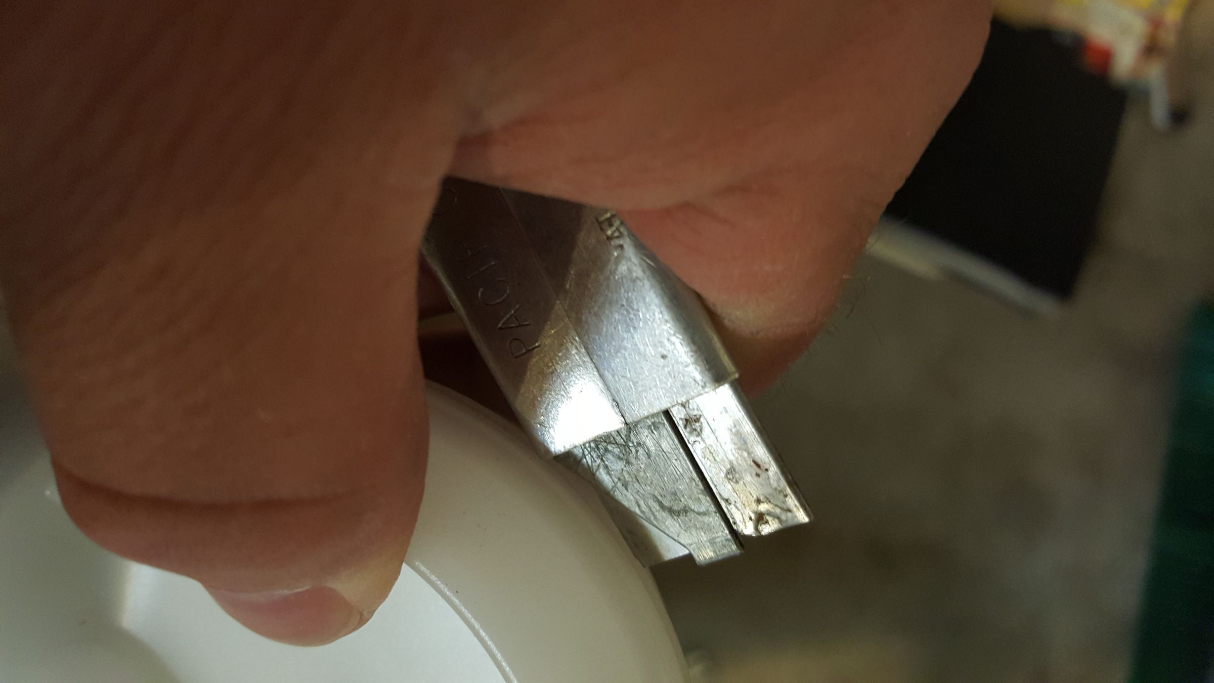 LED Hack to Replace Halogen Lamp Bulb : 13 Steps (with Pictures ...