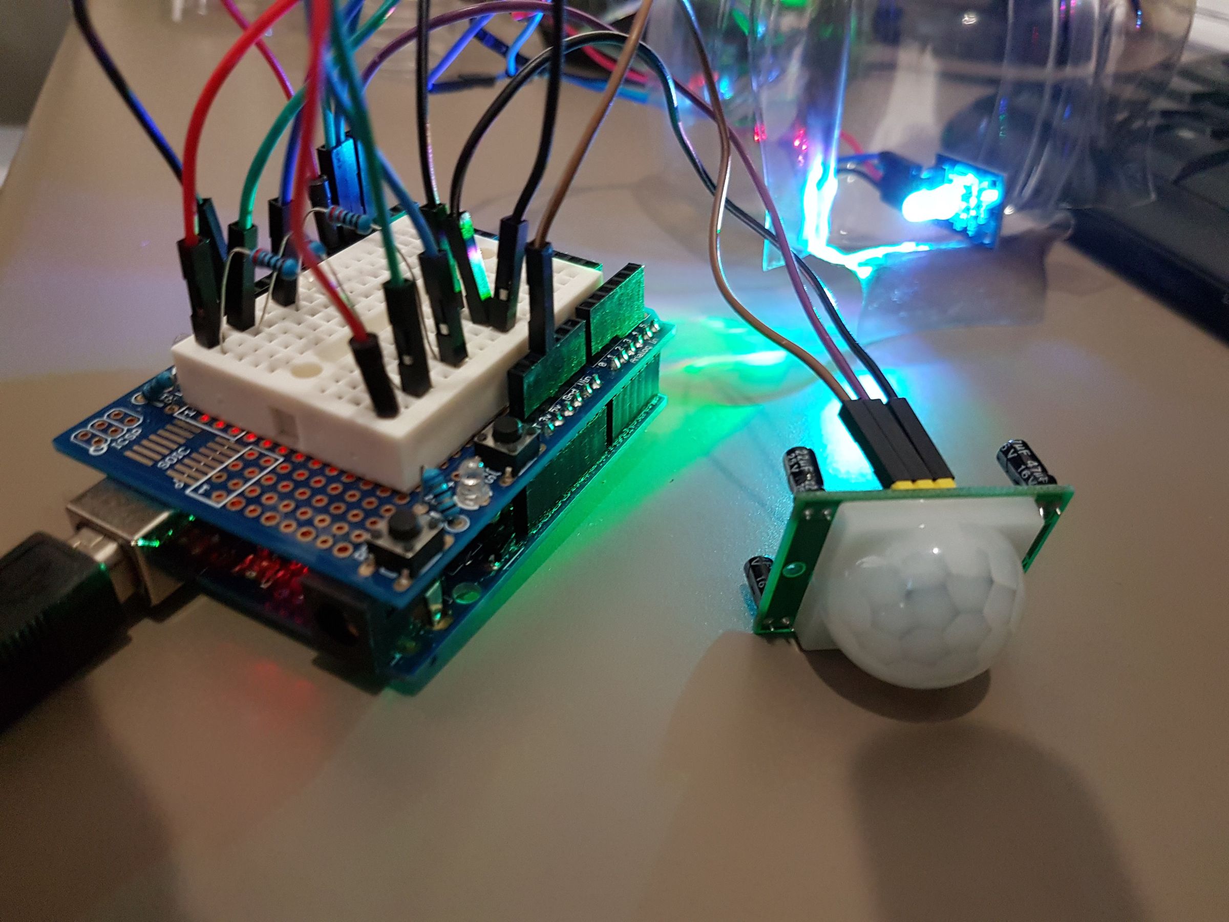 Interactive Flower Pot - Arduino Motion Activated RGB Led : 4 Steps ...