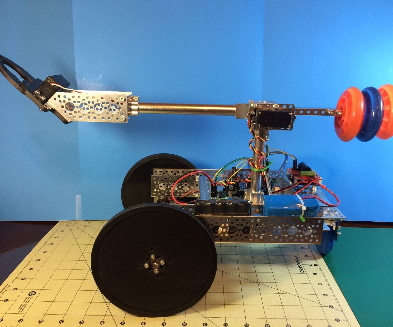 Boom and Gripper Bot : 15 Steps - Instructables