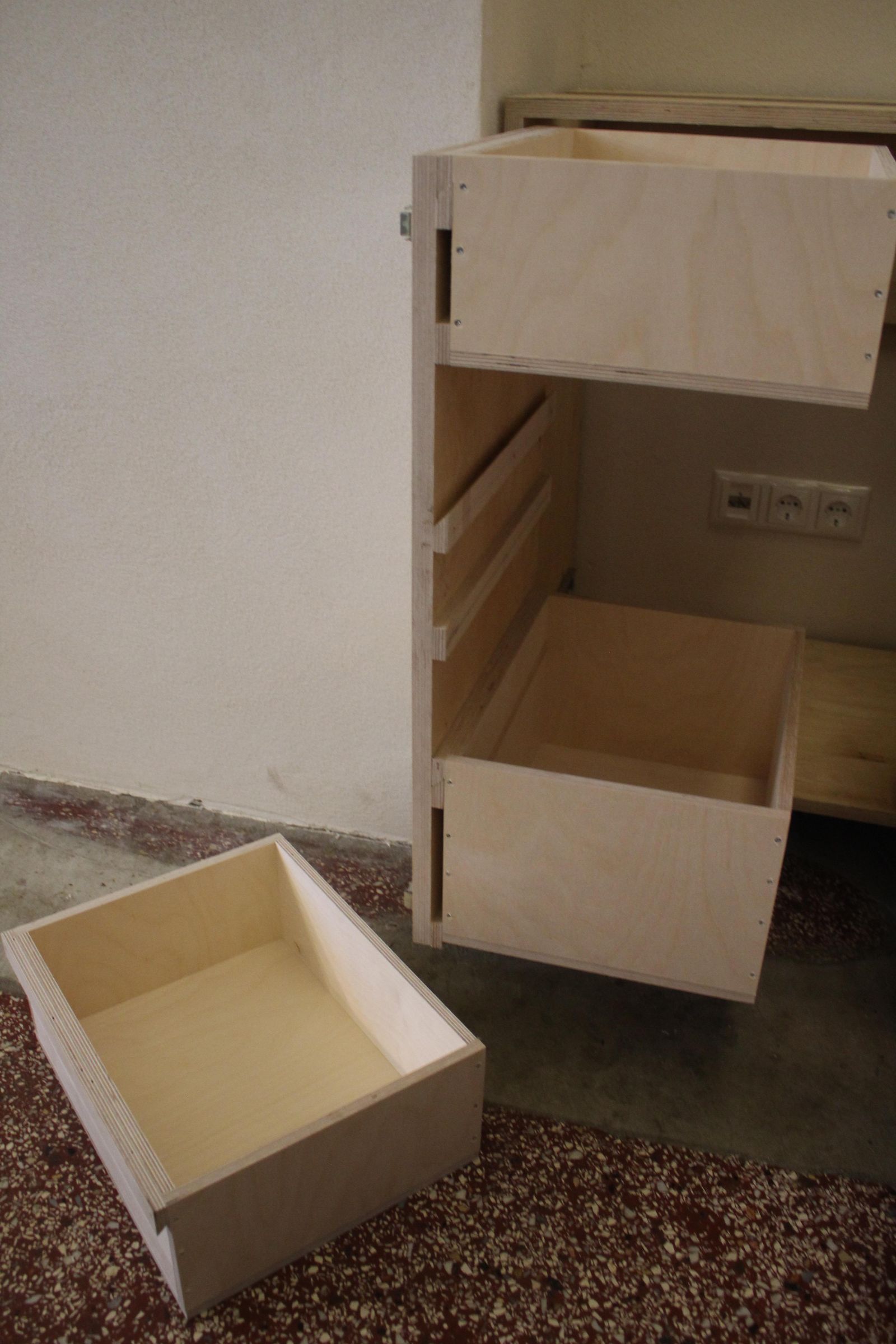 Kitchen With Many Cool Features : 11 Steps (with Pictures) - Instructables