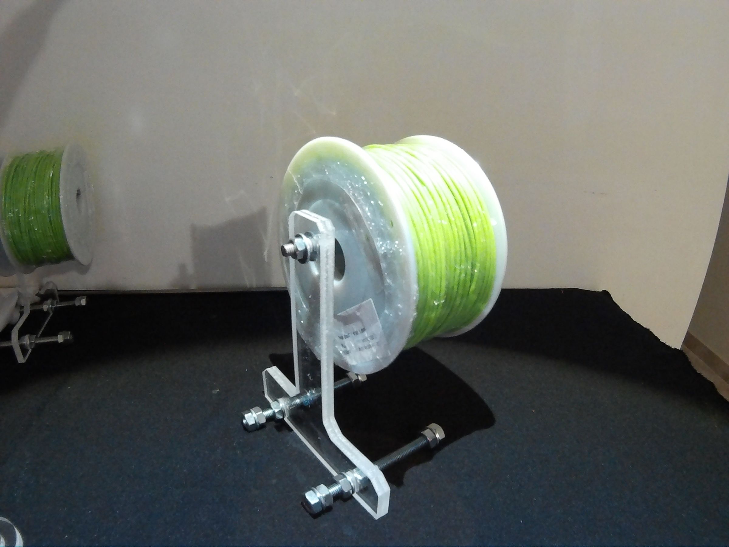 3D Printer Minimalist Filament Spool Holder : 9 Steps - Instructables