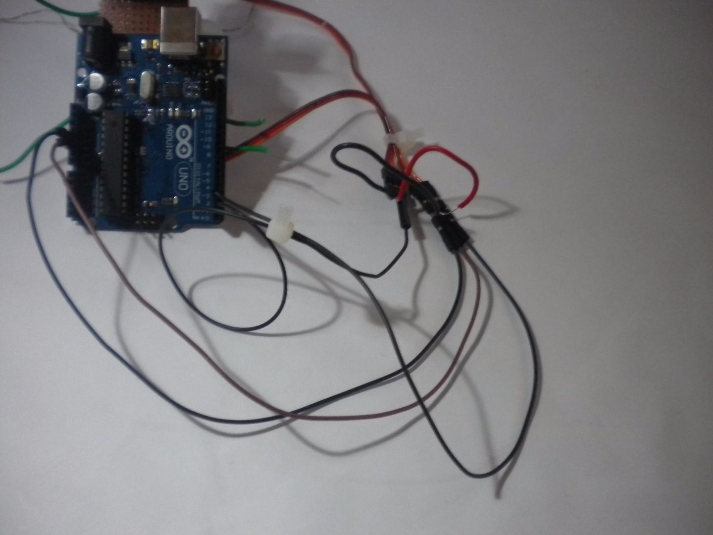 BUILD YOUR OWN INSECT ROBOT USING ARDUINO AND SERVO : 6 Steps ...