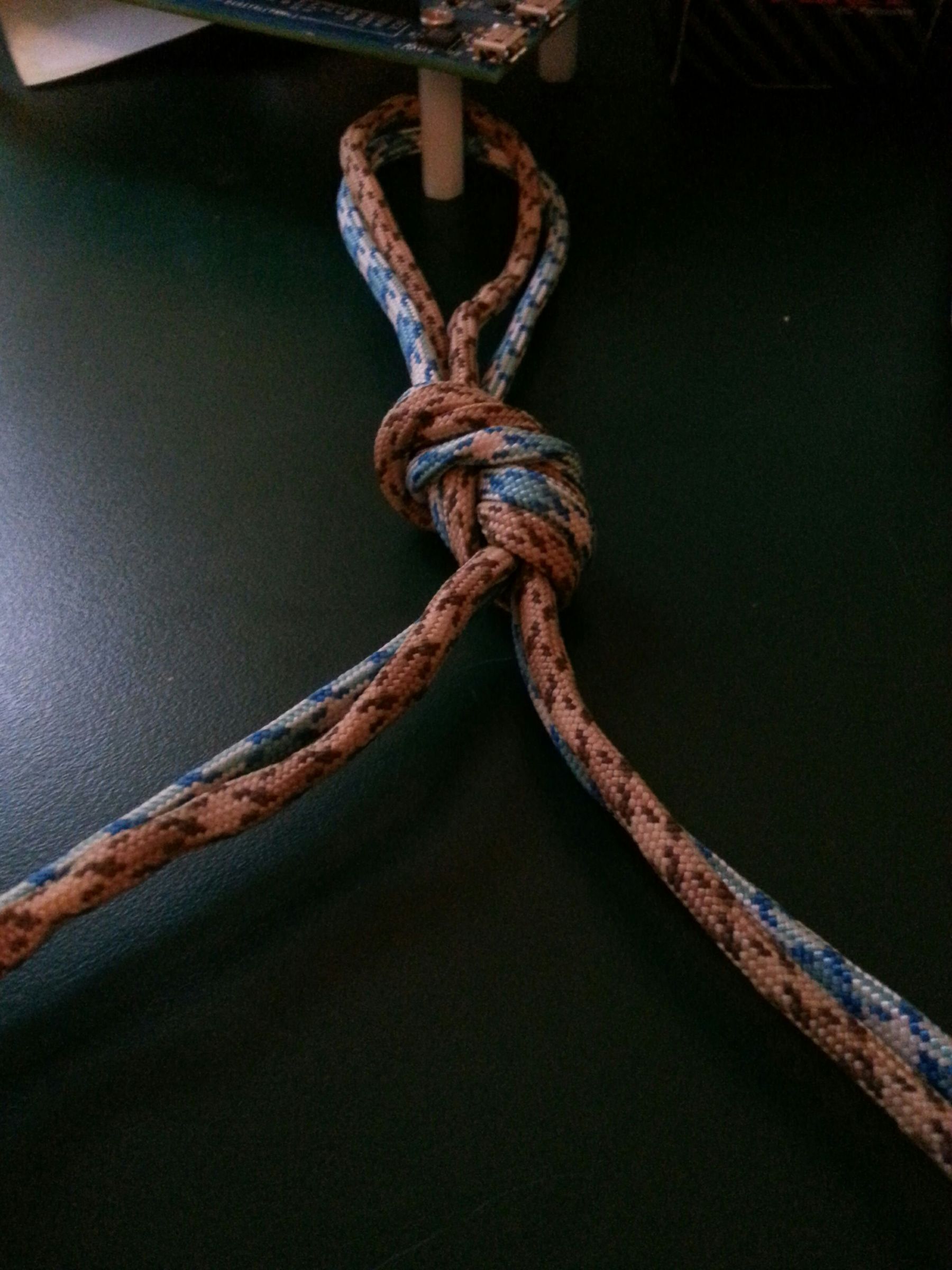 4 Strand Round Braid : 3 Steps - Instructables