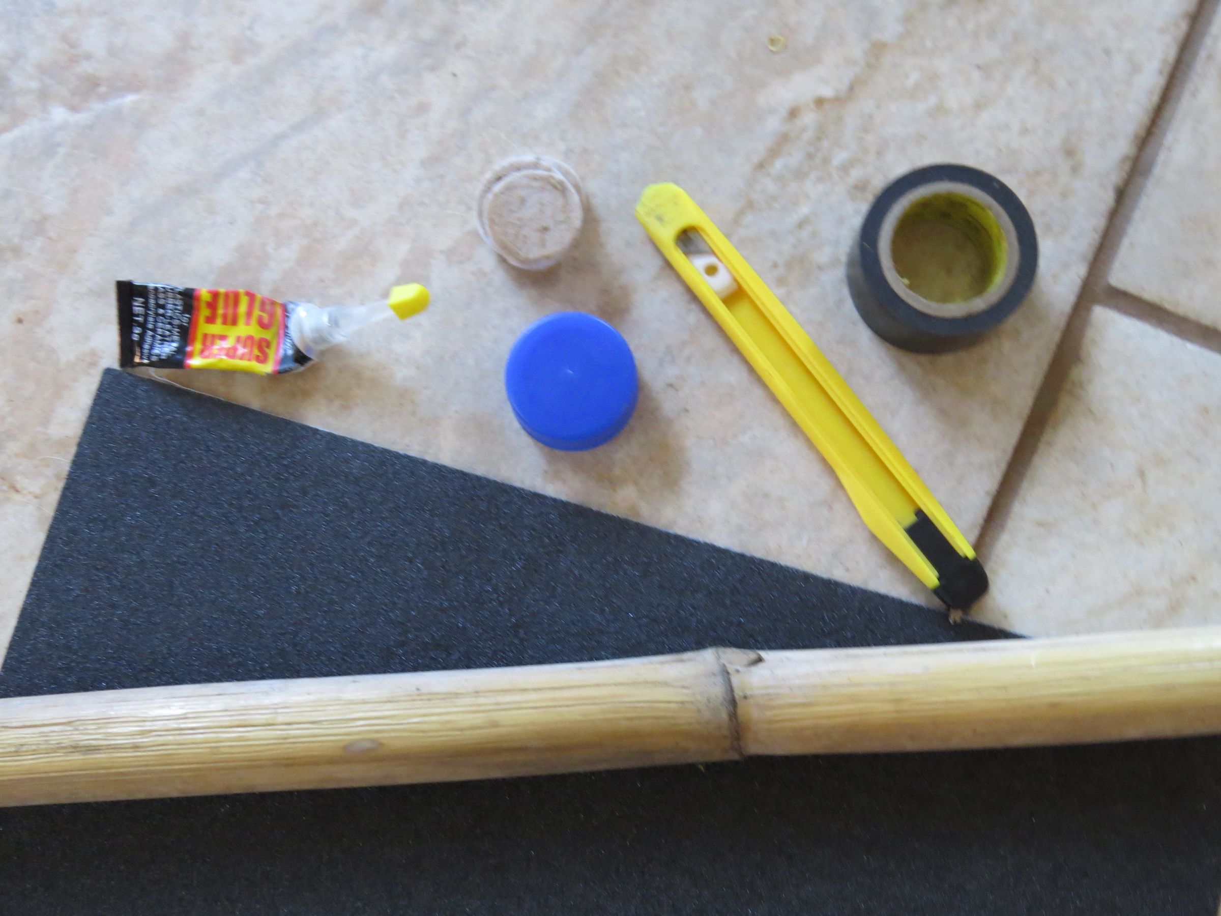 Dope Walking Stick!! : 4 Steps - Instructables