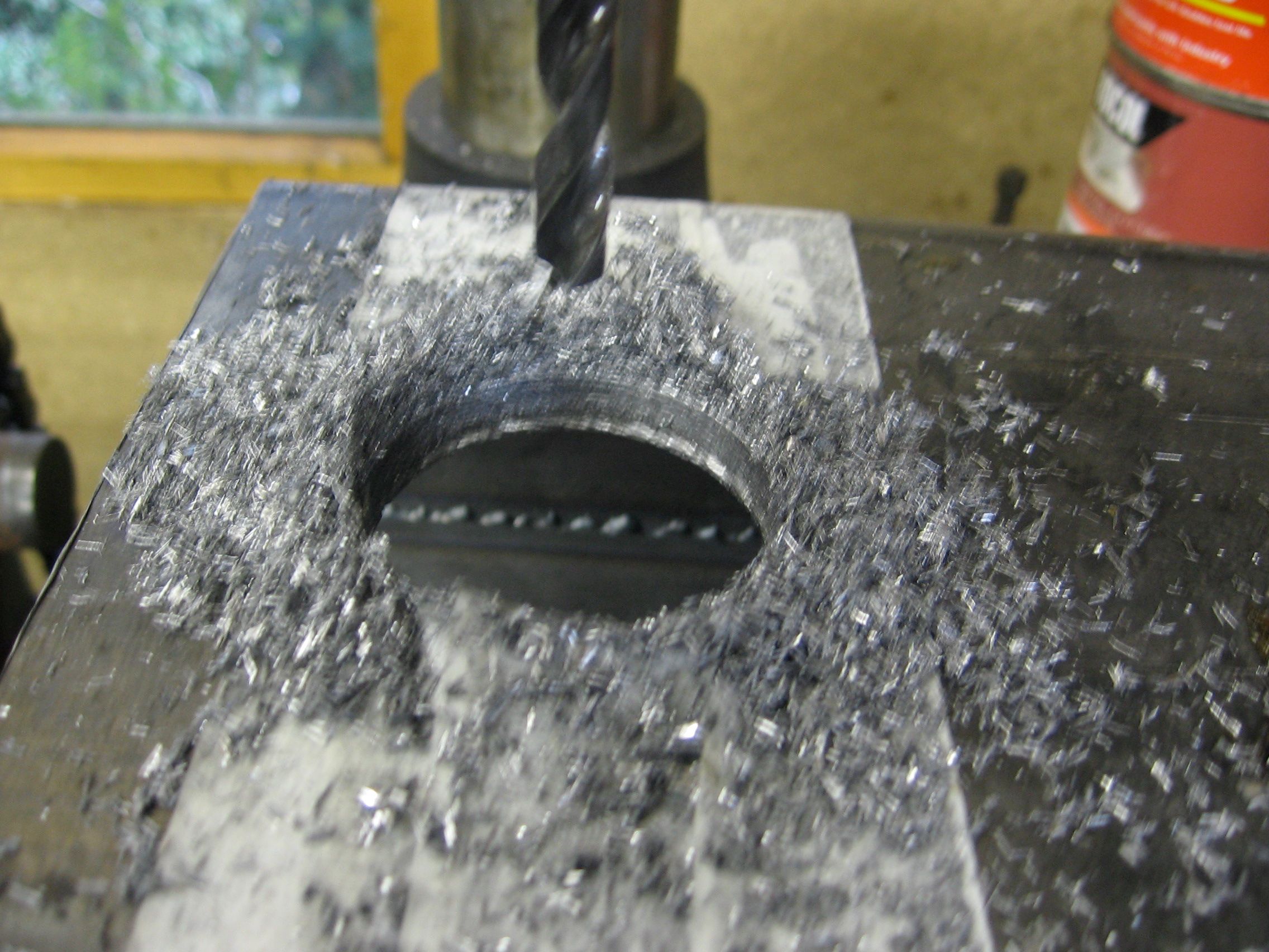 Make a 30tonne Hydraulic Press. Squash Anything! : 8 Steps - Instructables